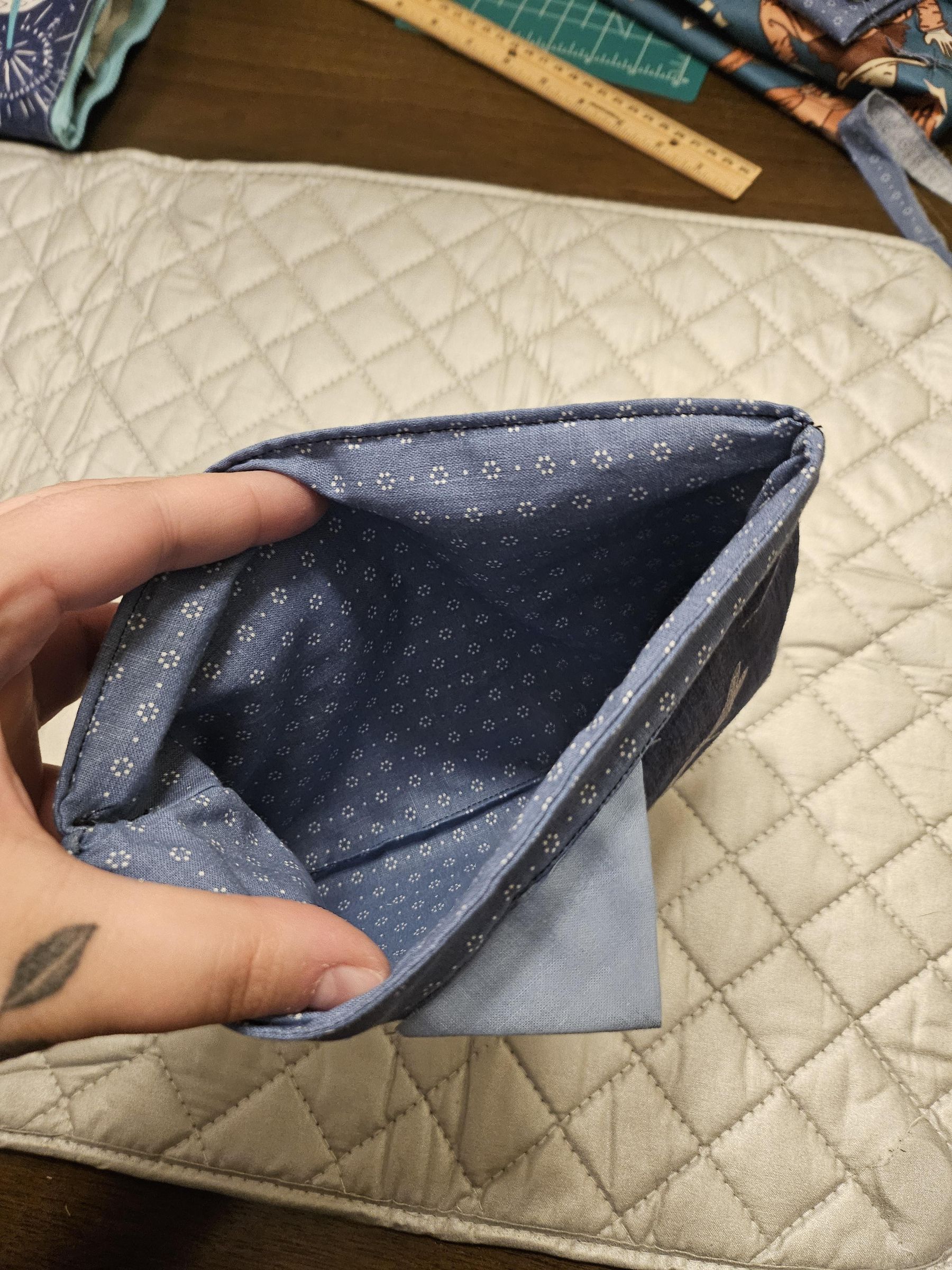 Snappy Pouch Made With Measuring Tape : 11 Steps (with Pictures ...