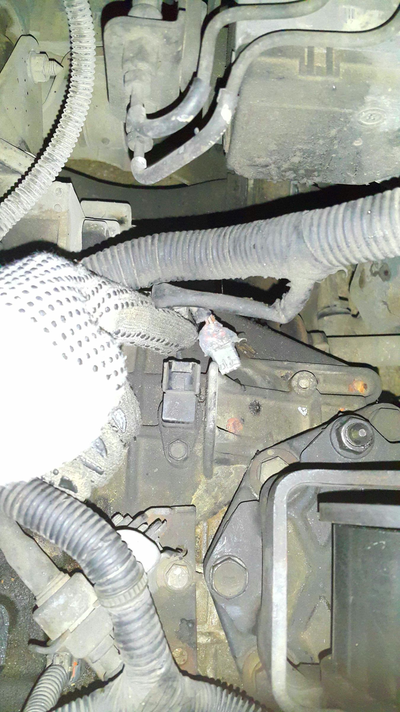 Replacing Transmission Speed Sensors (Hyundai Trajet/sonata) : 5 Steps ...