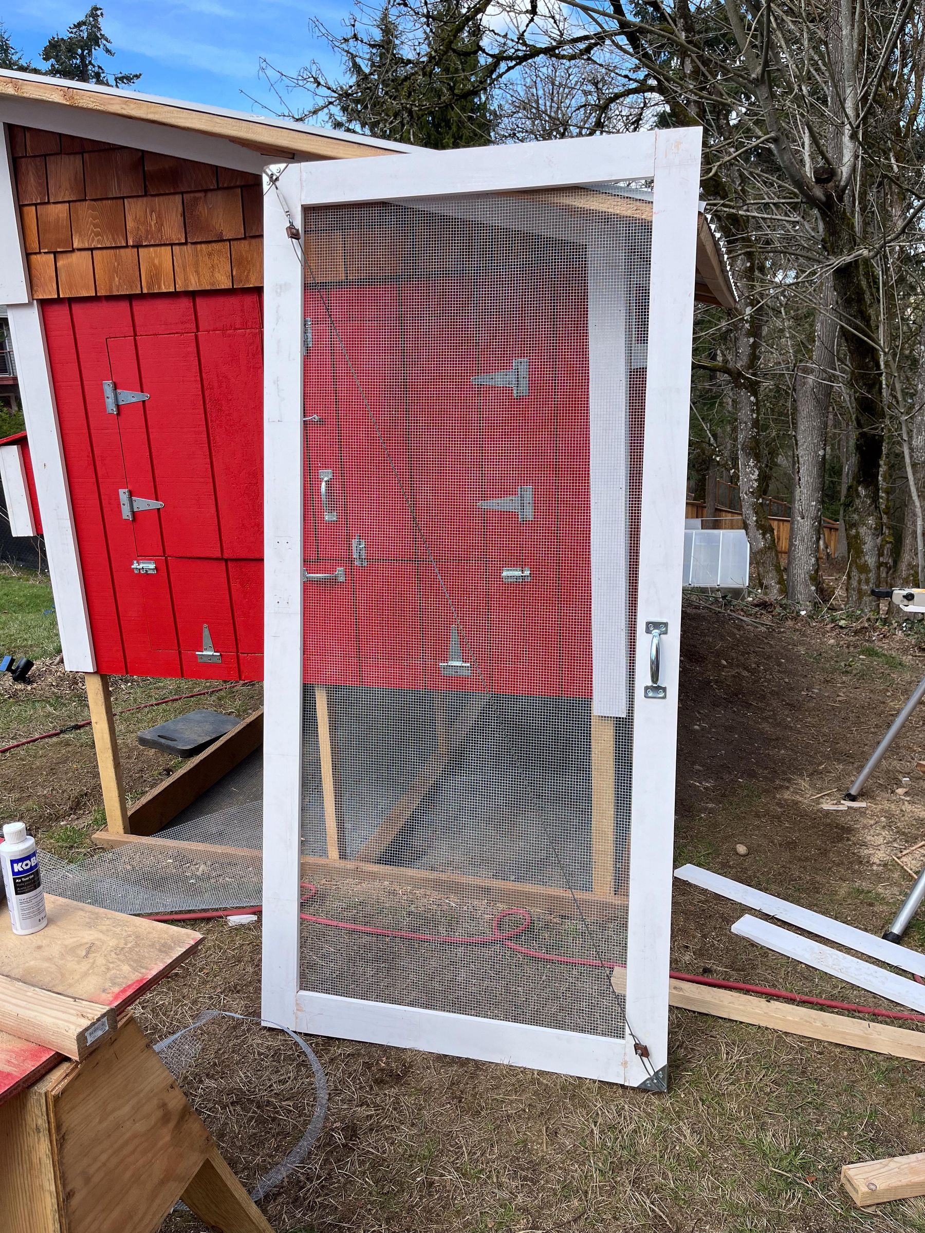 Build a DIY Chicken Palace : 7 Steps (with Pictures) - Instructables
