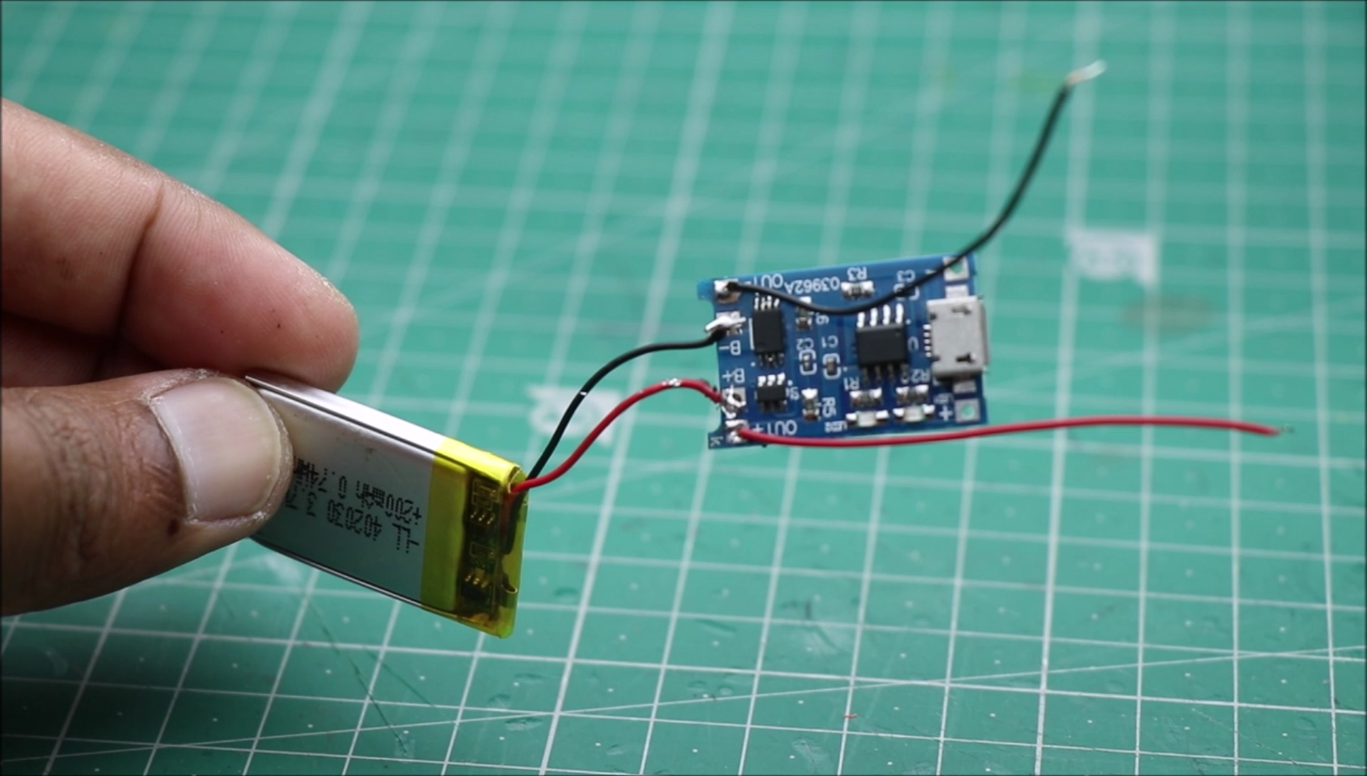 How to Make Mini Rechargeable Powerful LED Light : 8 Steps (with ...