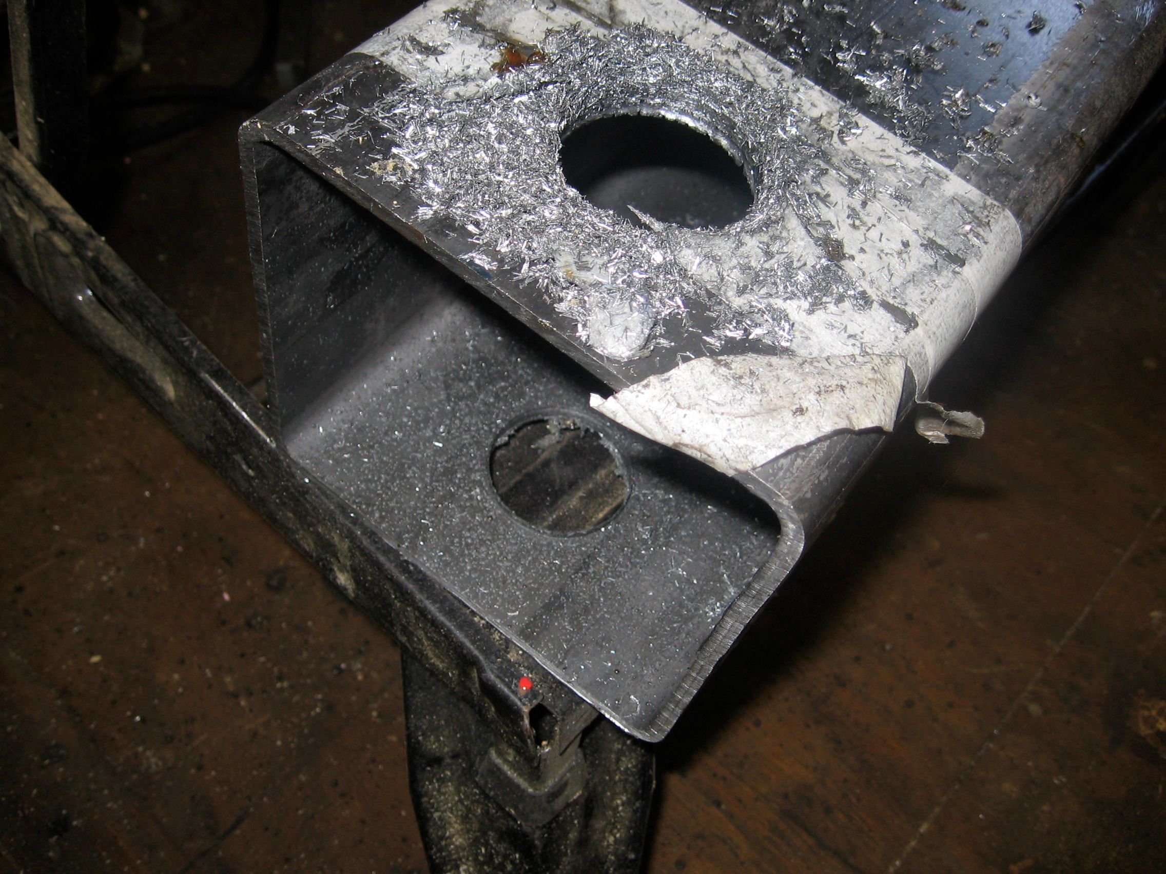 Make a 30tonne Hydraulic Press. Squash Anything! : 8 Steps - Instructables