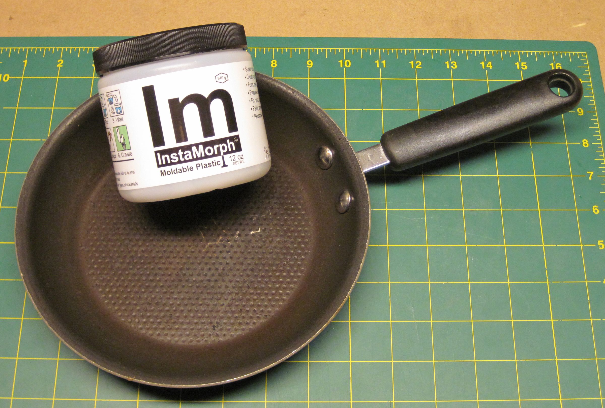 Custom Thermoplastic Battery Holder. : 6 Steps - Instructables