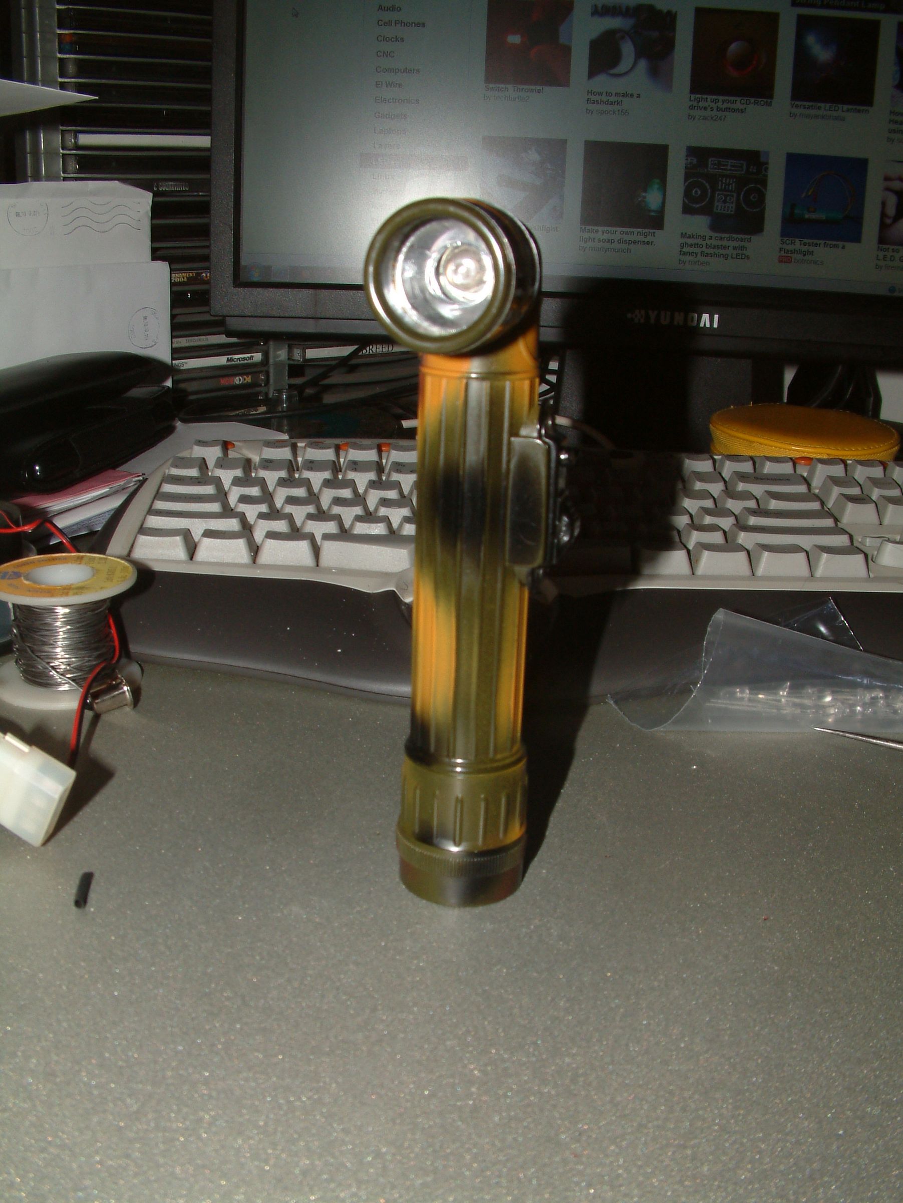 Replacing Old Bulb on a Small ANGLE HEAD Flashlight With a LED Diode ...