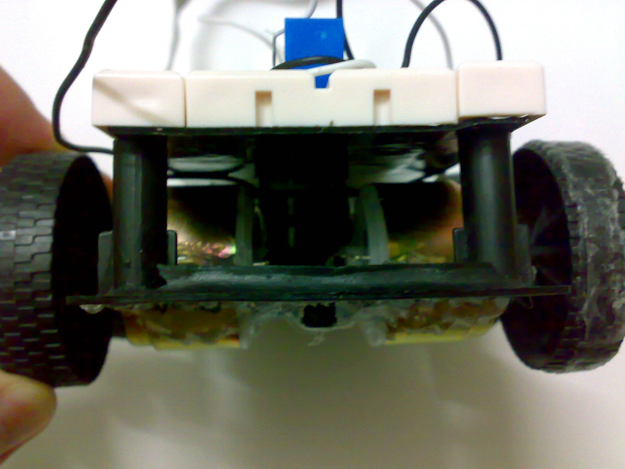 Robot Car Tracking Line [ Easy Way ] : 3 Steps - Instructables