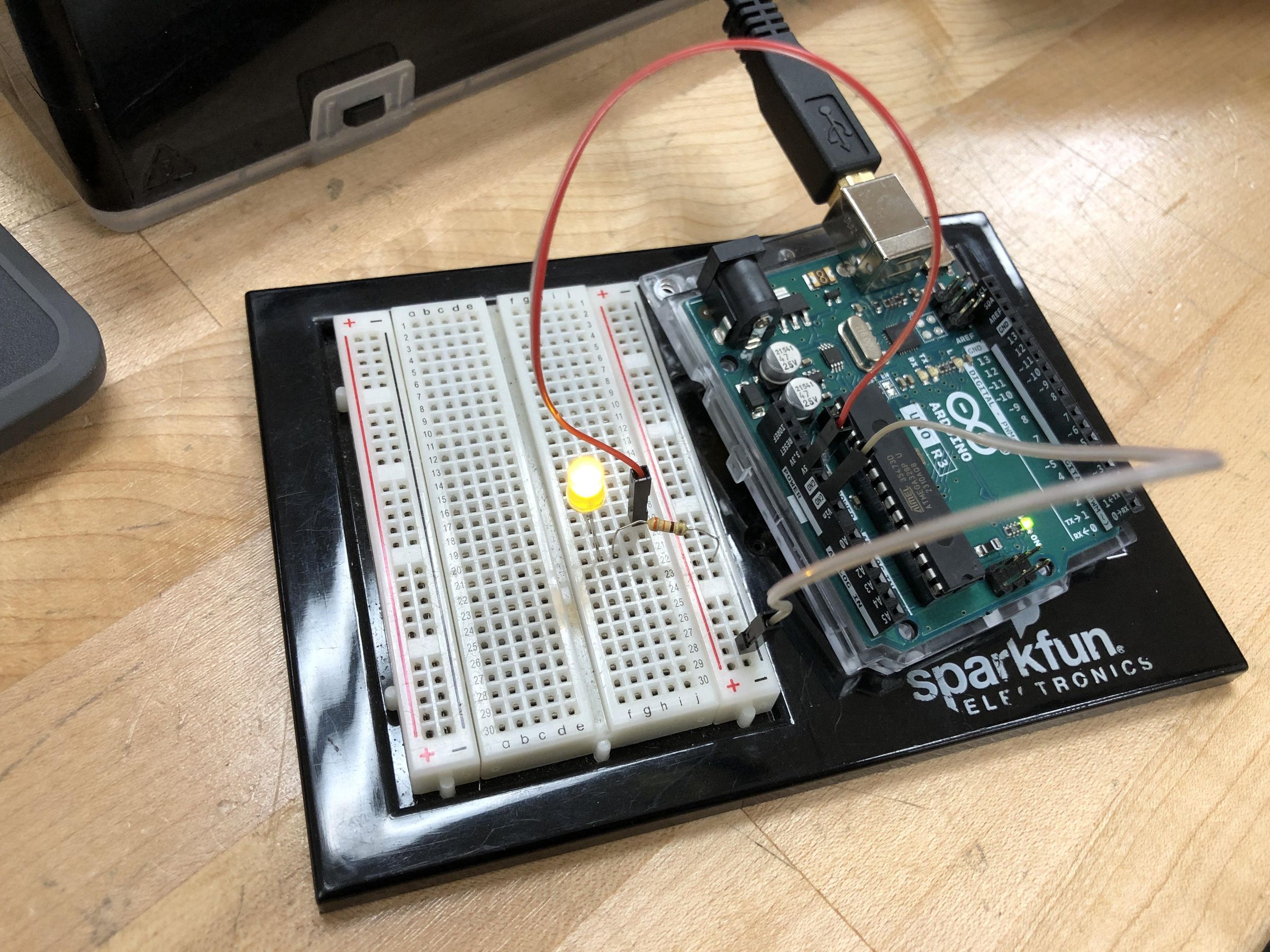 Blinking LED Lights : 3 Steps - Instructables