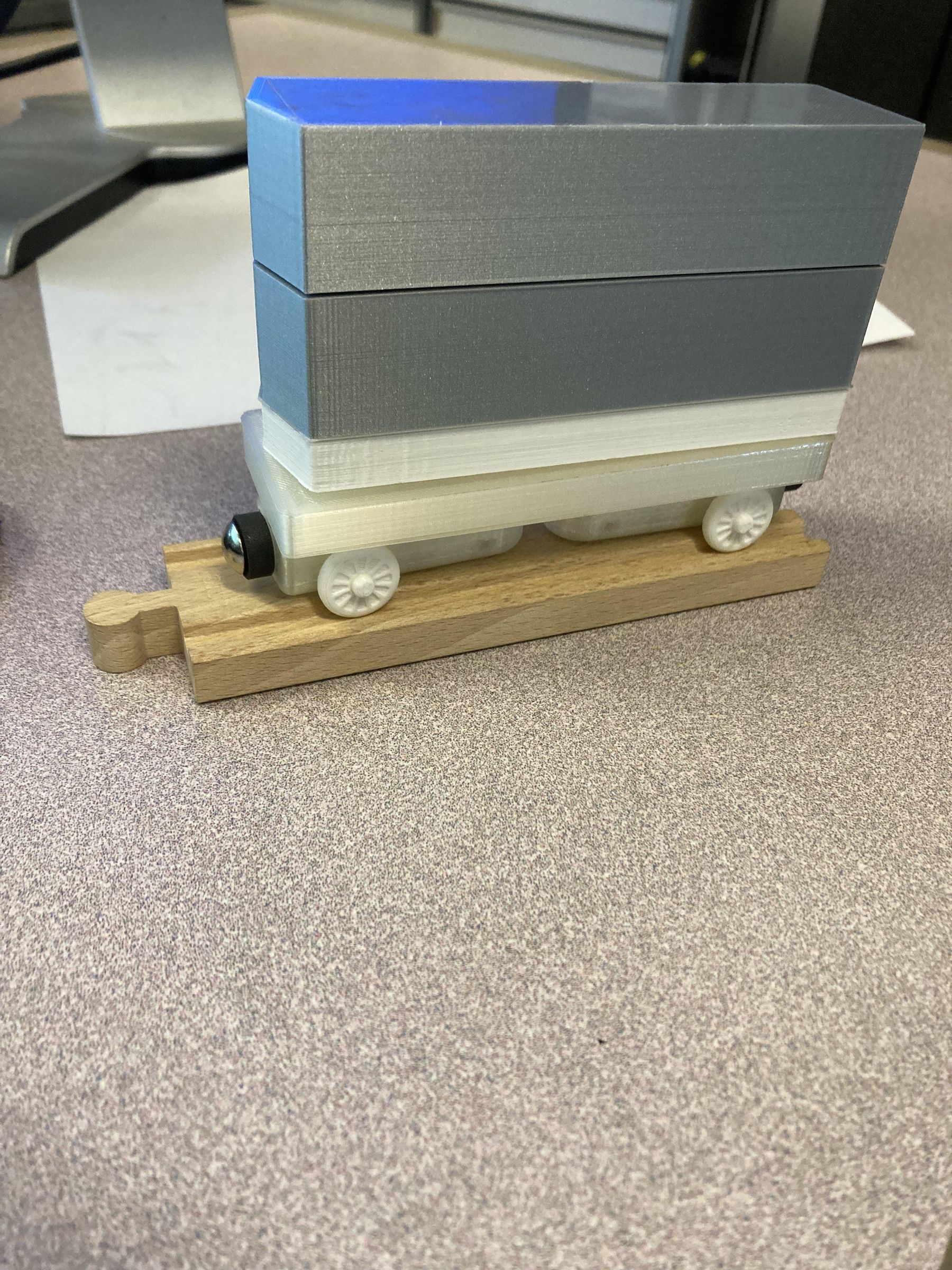 Stackable Train : 3 Steps - Instructables