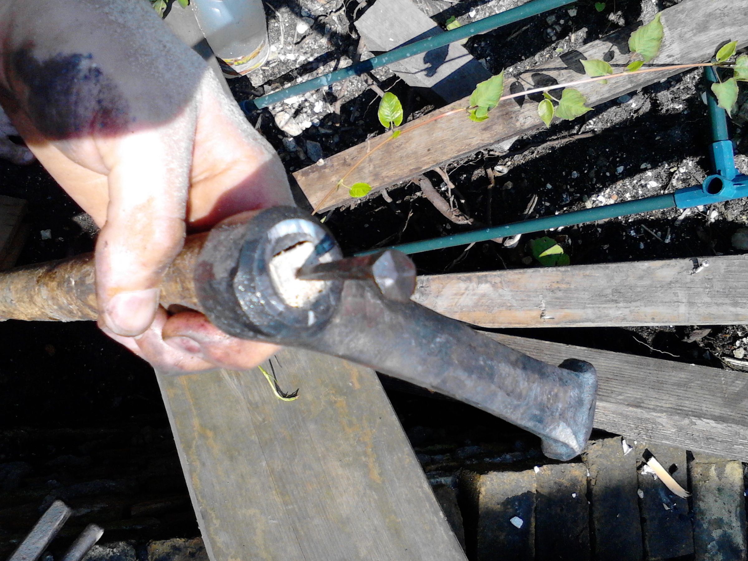 From Bicycle to Hammer : 7 Steps (with Pictures) - Instructables