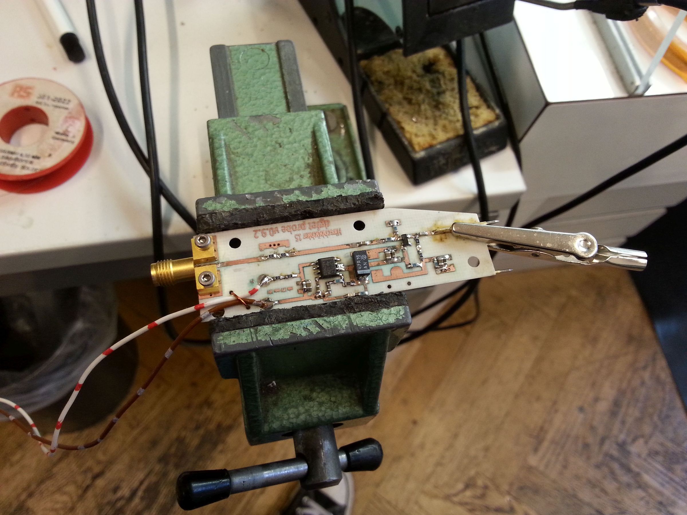 DIY 1GHz* Active Probe for Under 20$** : 5 Steps (with Pictures ...