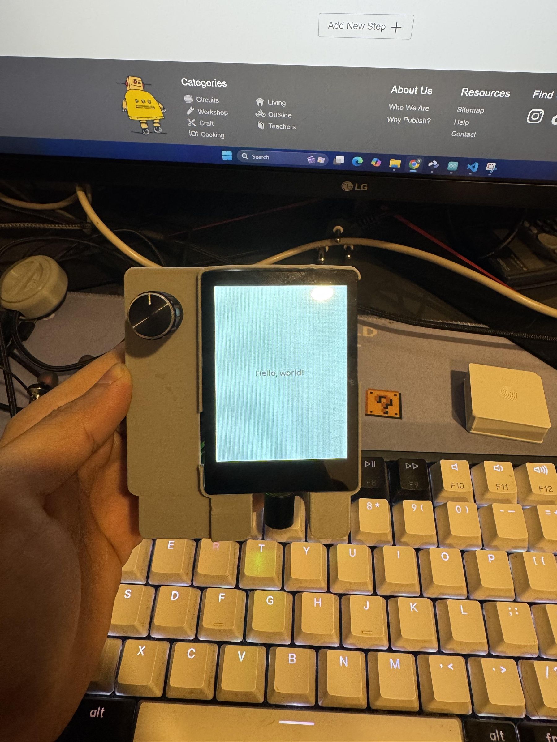 ESP32 Touch Display Multipage Macropad : 9 Steps (with Pictures ...