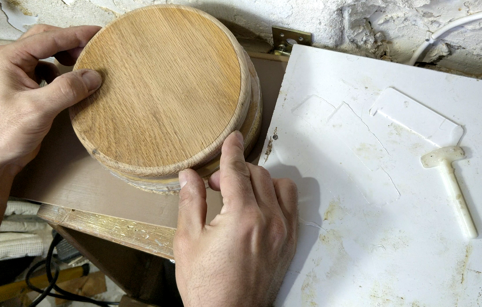 Plug-in Round Wood Wall LED Lamp | Portable Circle Socket Plug Night ...