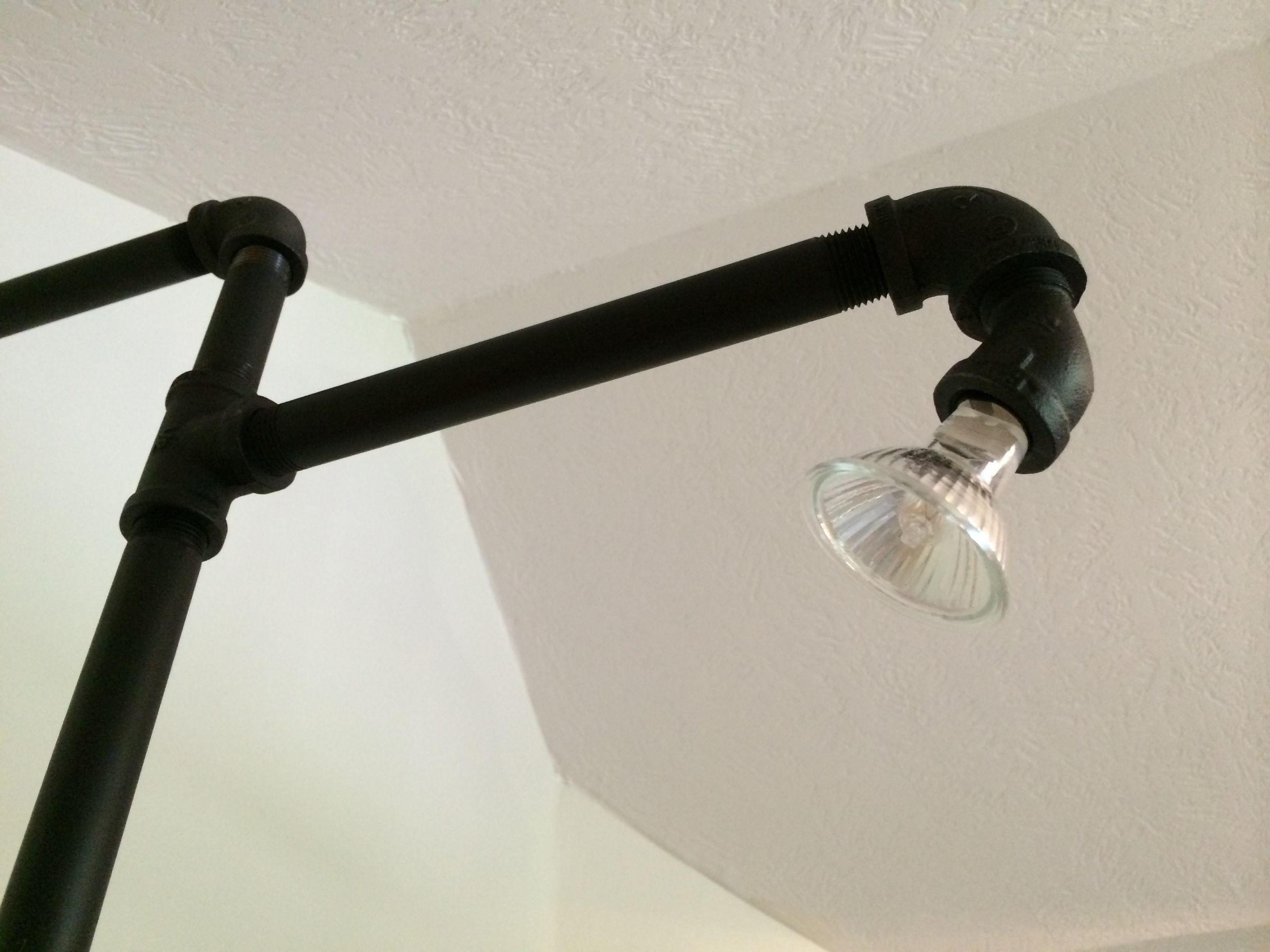 Lighted Pipe-supported Shelves : 10 Steps (with Pictures) - Instructables