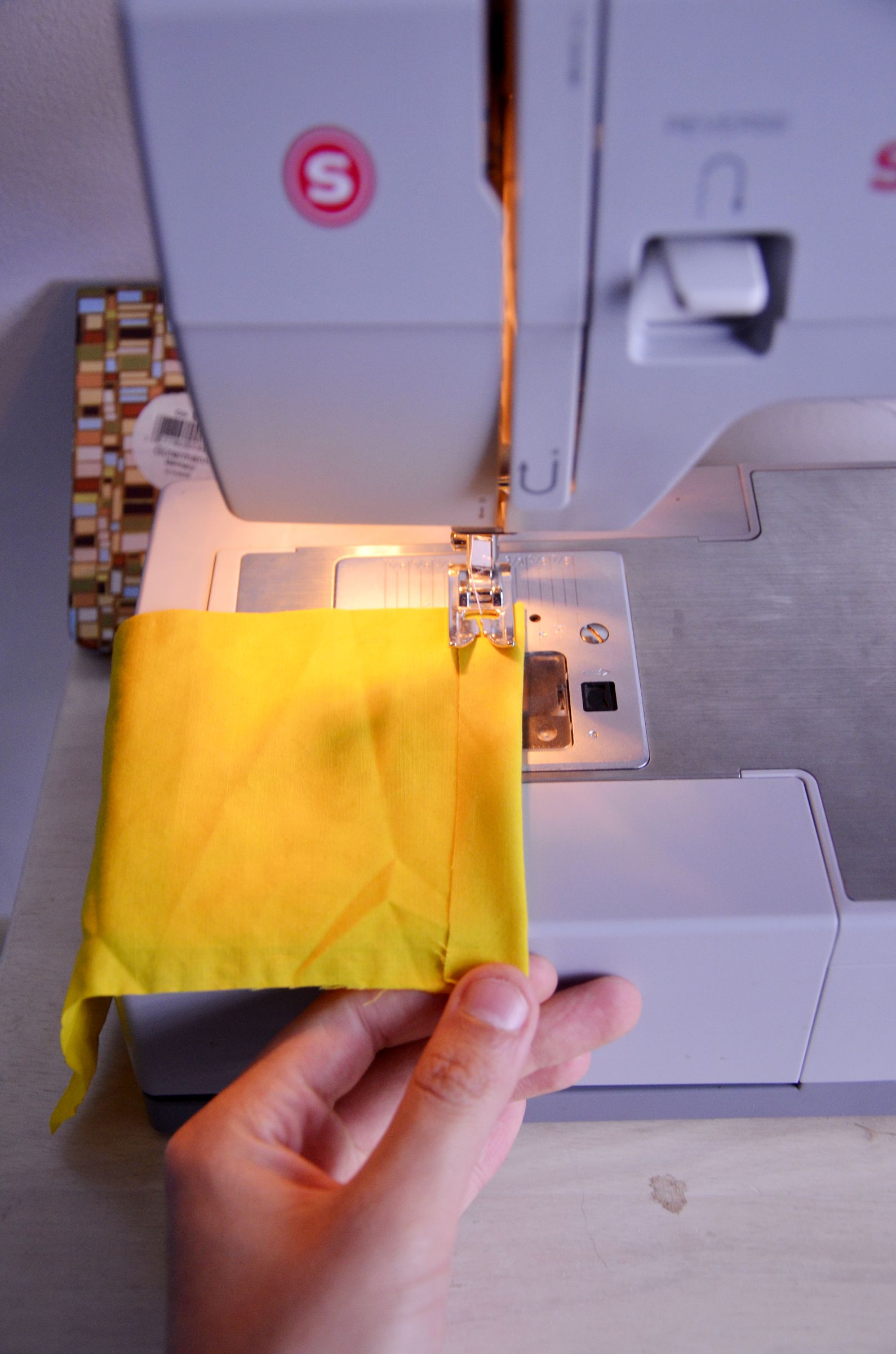 Make Your Own Hanging Flag Banner From Scrap Fabric : 6 Steps (with ...