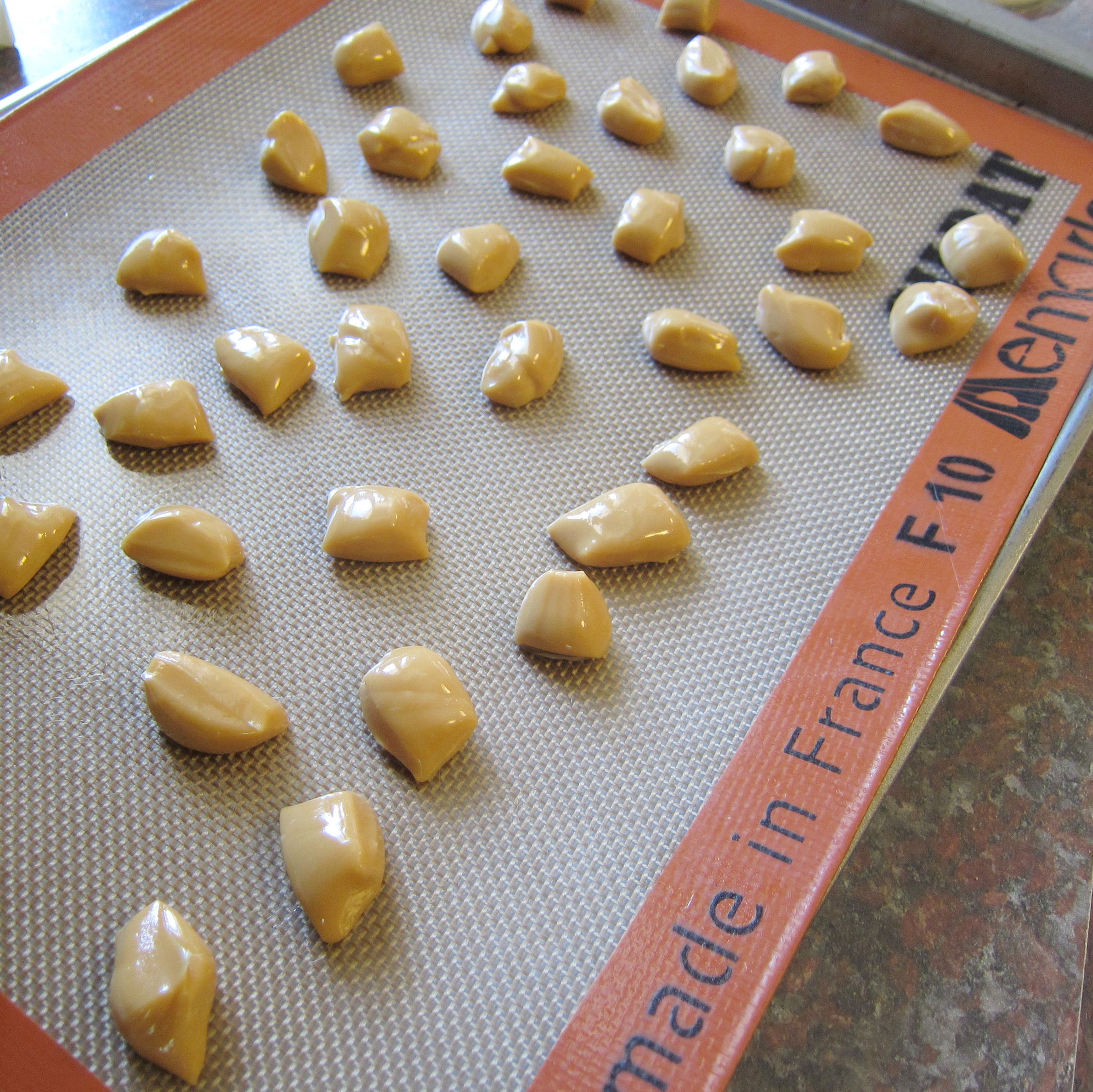Pure Honey Taffy : 4 Steps (with Pictures) - Instructables