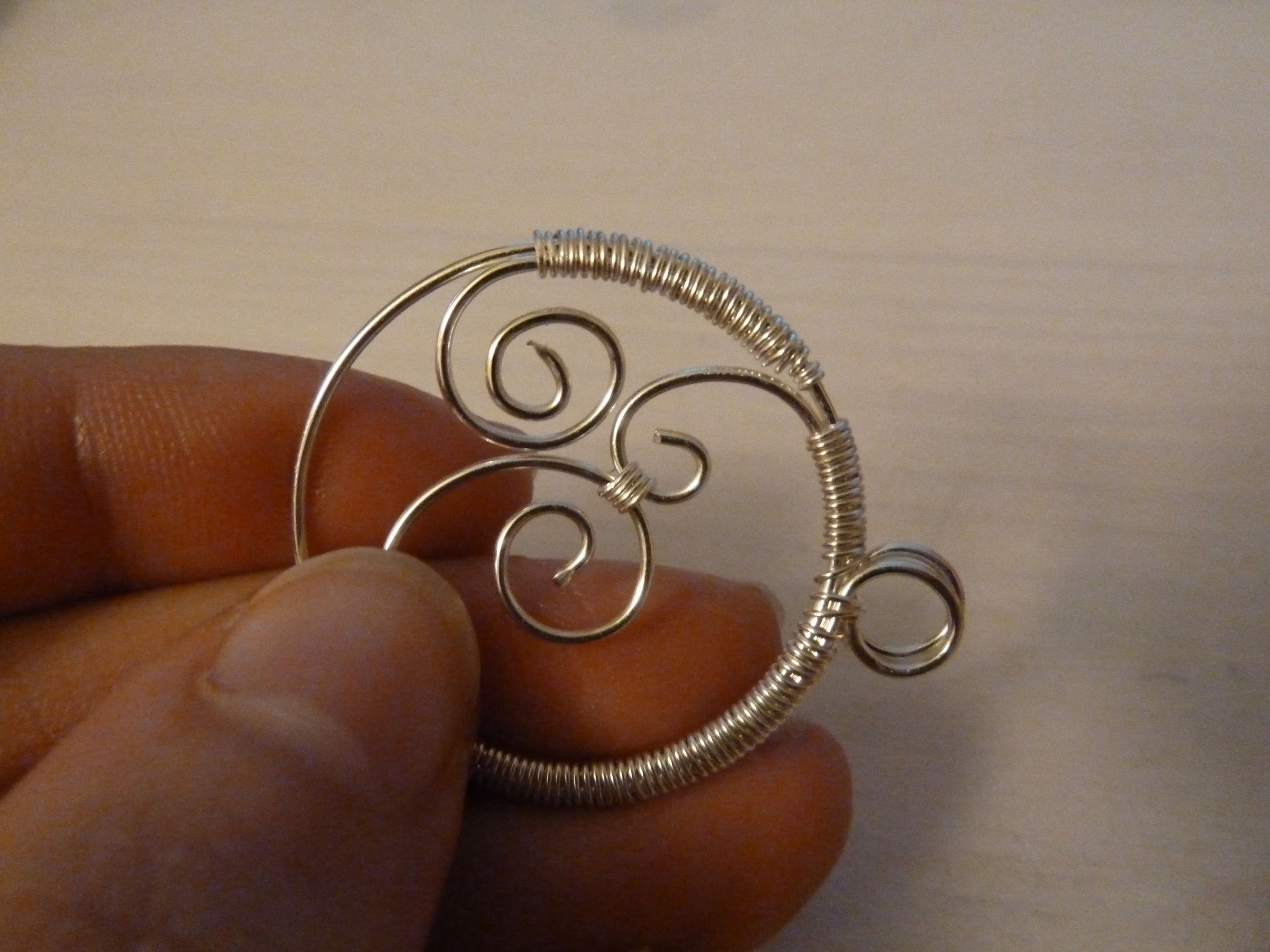 Triple Swirl Wirework Pendant : 17 Steps (with Pictures) - Instructables