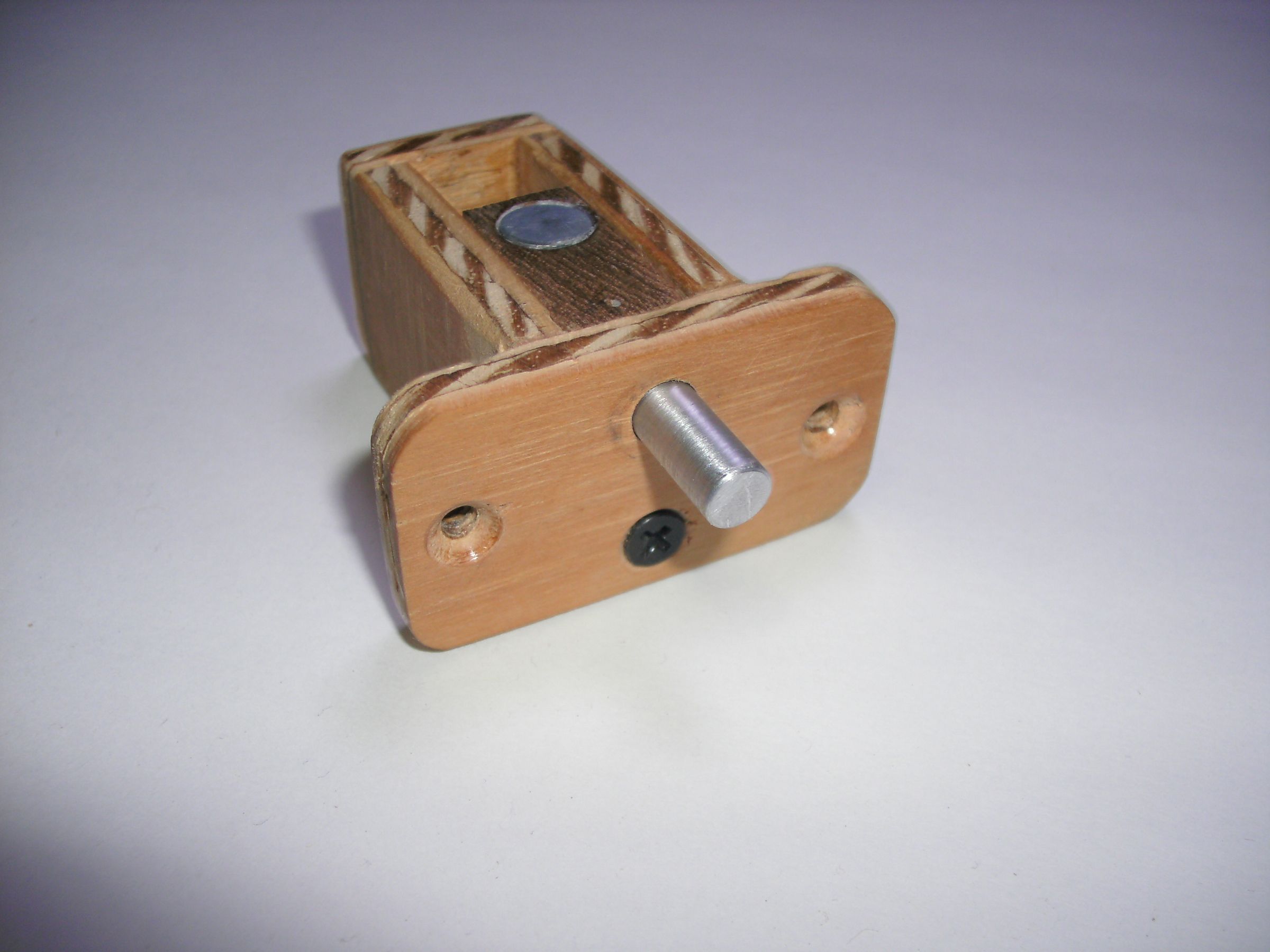 Hidden Magnetic Door Bolt : 4 Steps (with Pictures) - Instructables