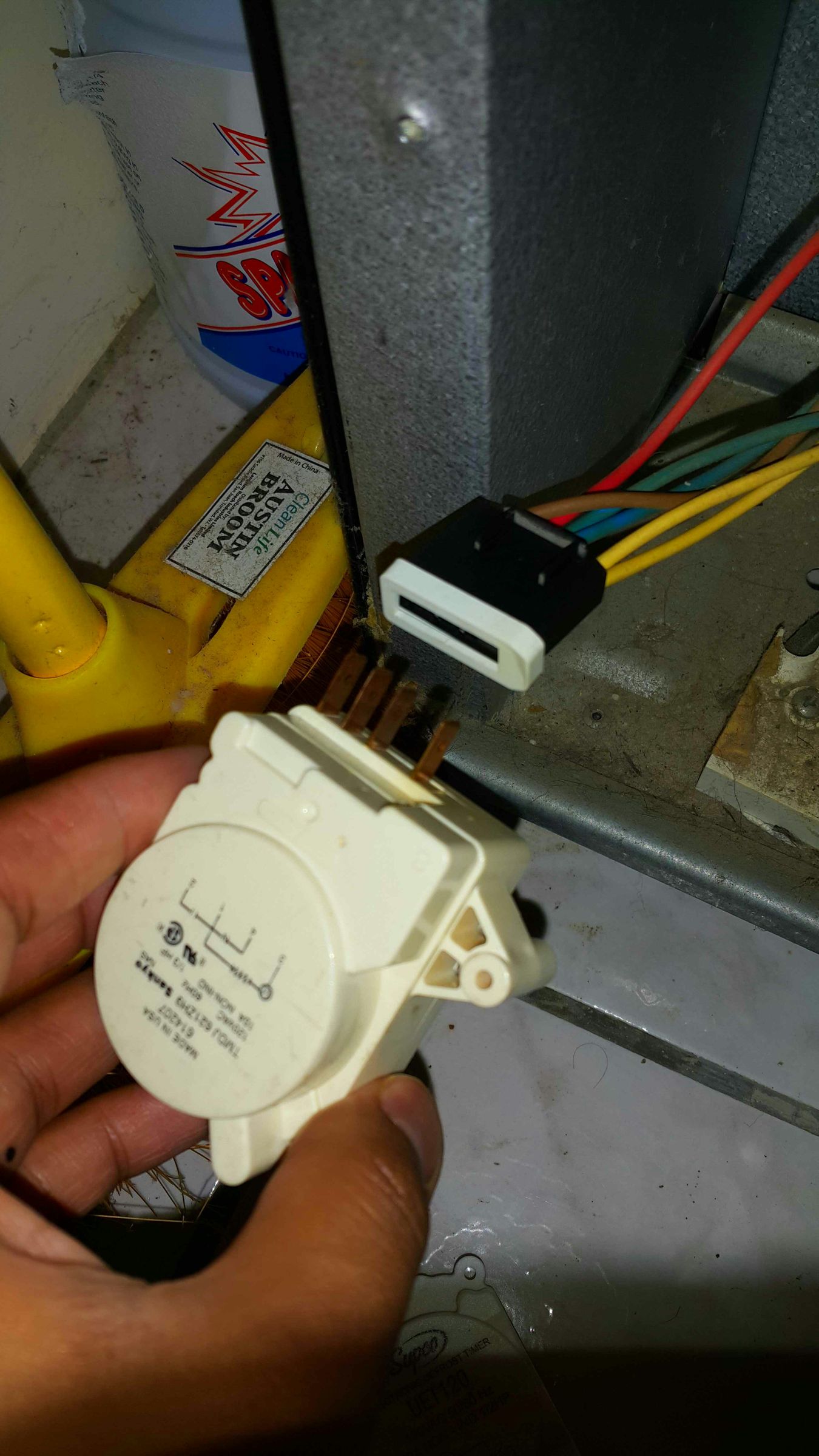 Replacing a Fridge Defrost Timer. : 3 Steps - Instructables