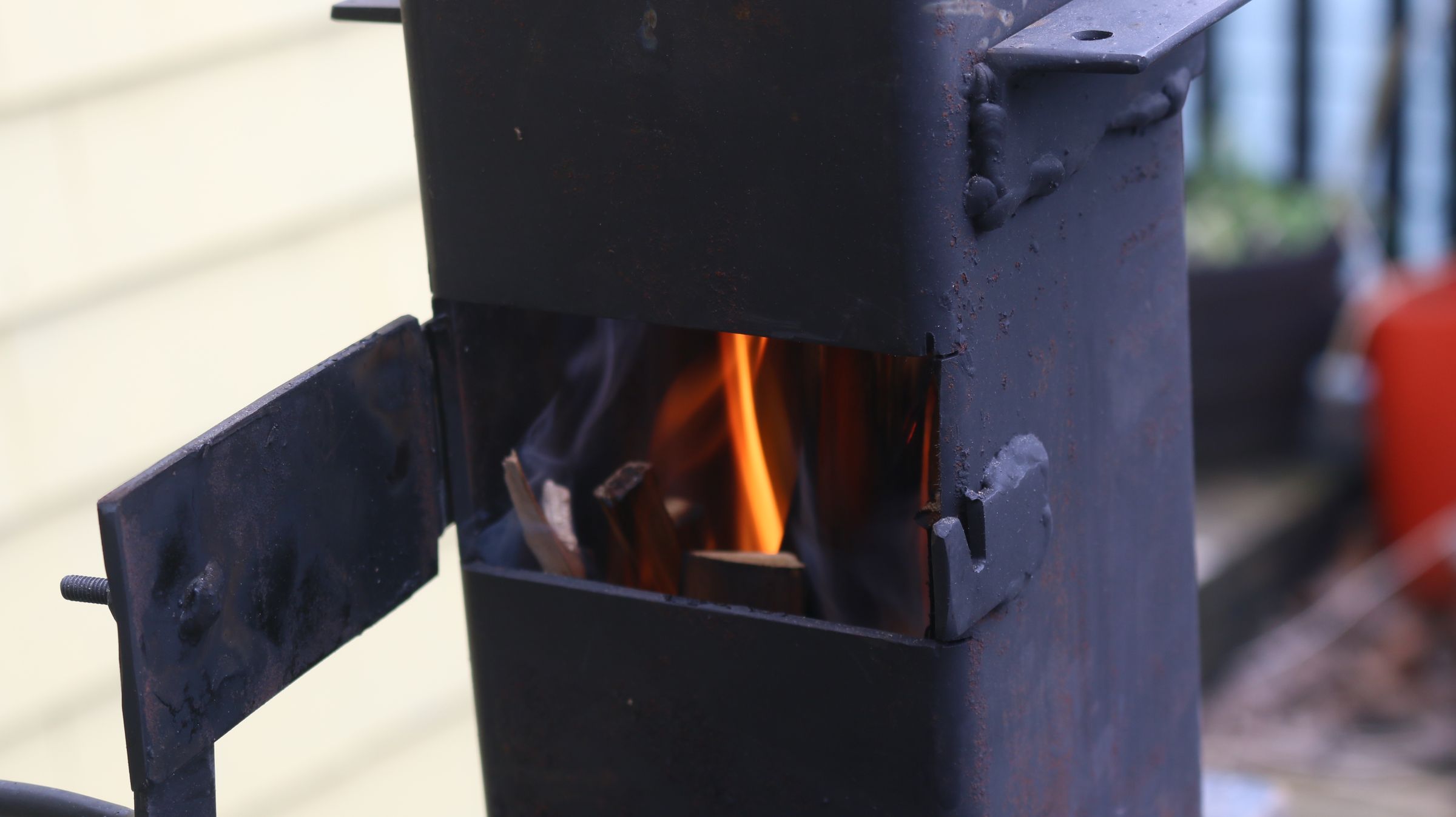 How to Make a Rocket Stove : 4 Steps (with Pictures) - Instructables