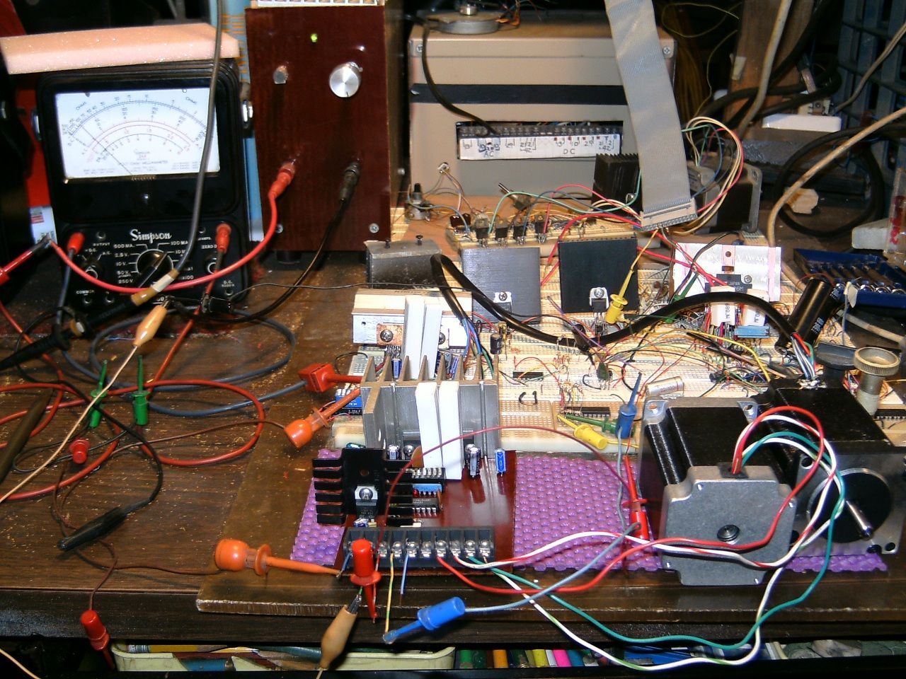 Paul's Electronics Pit - Instructables