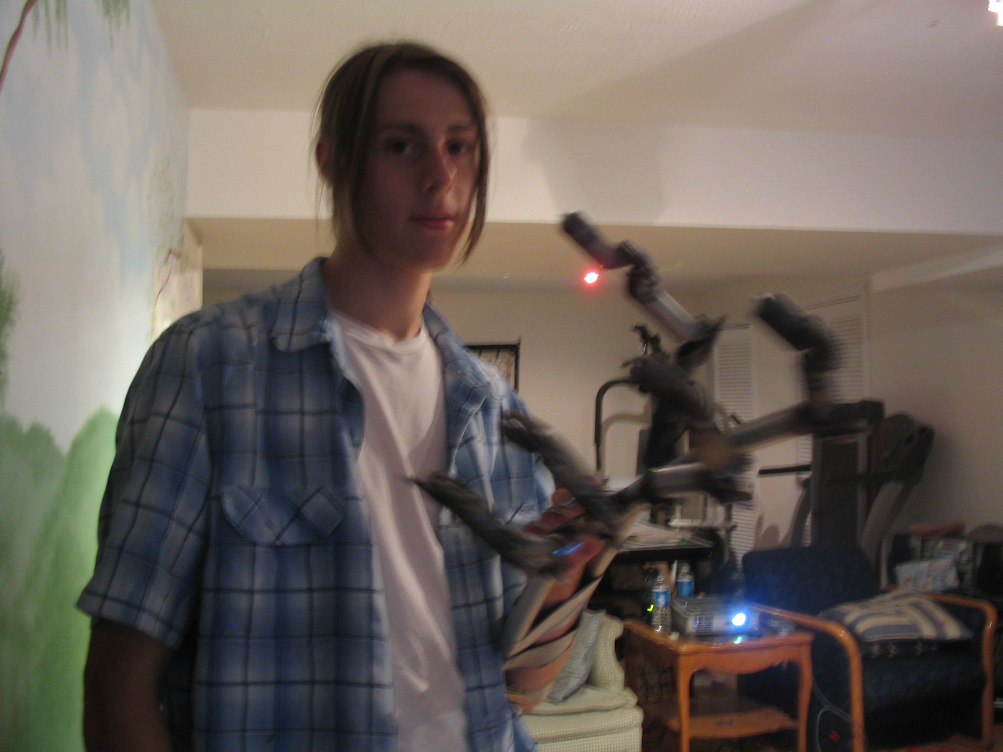 Giant Metal Animatronic Cyborg Hand of DOOM! : 10 Steps (with Pictures ...