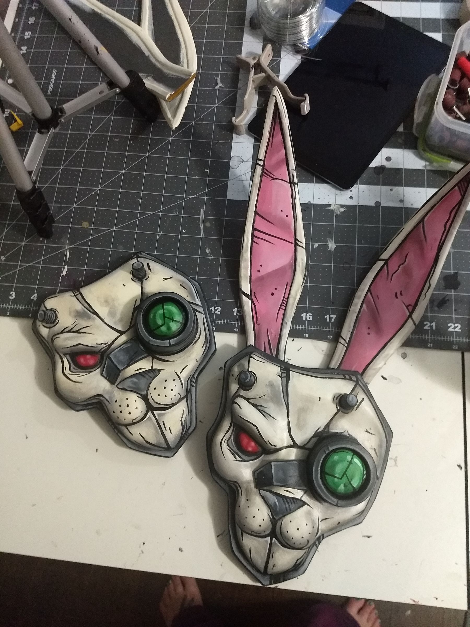 Borderlands 3 Tiny Tina Mask : 7 Steps (with Pictures) - Instructables