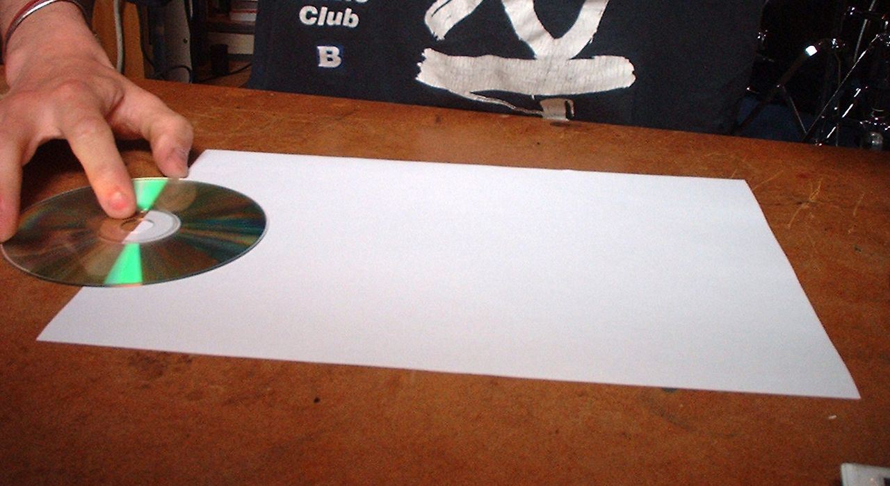 Open CD Cover II: CD Case From One Sheet of A4 : 11 Steps - Instructables