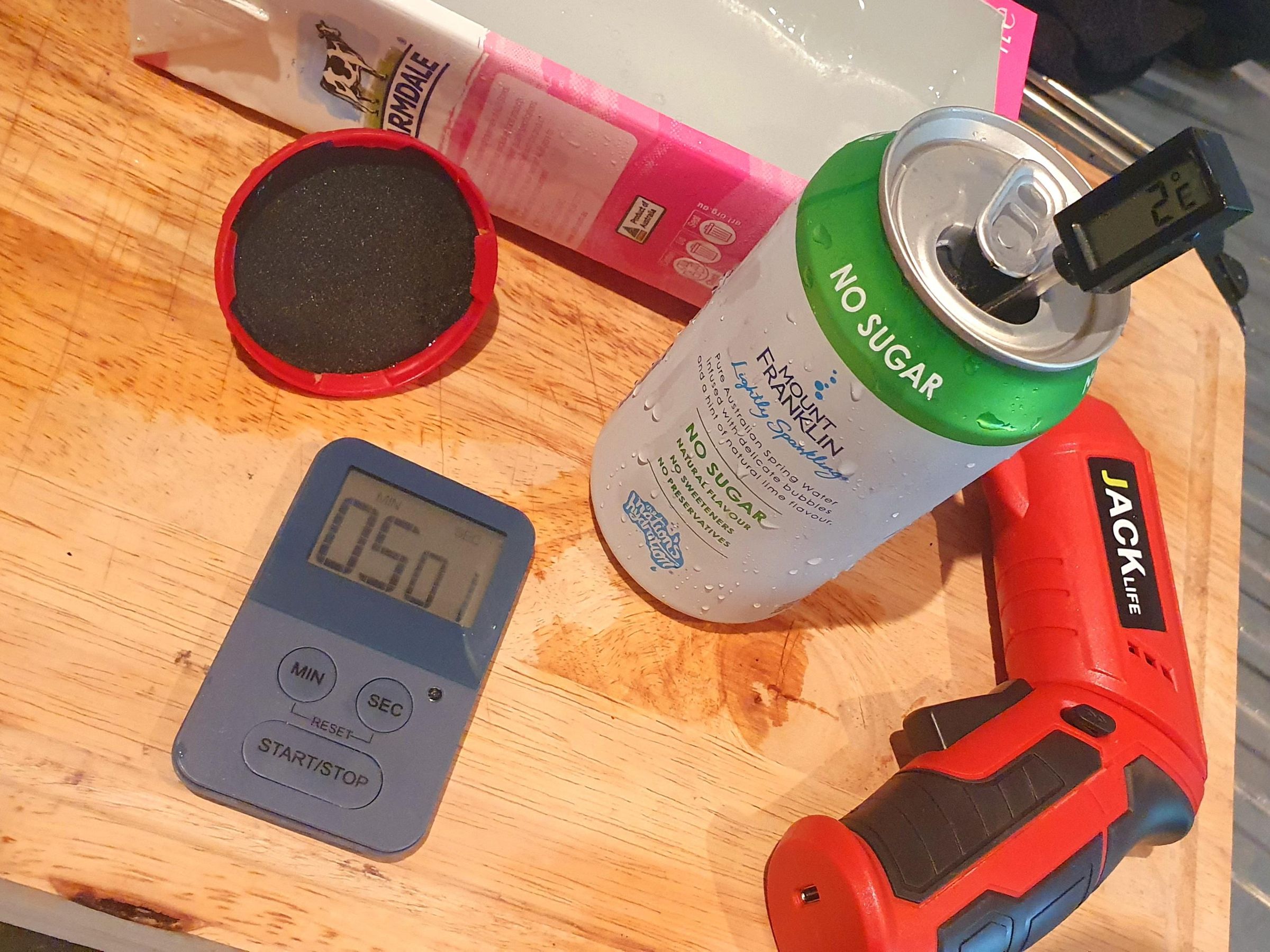 Beer Can Spinner - Cool Beer in 5 Minutes : 8 Steps - Instructables