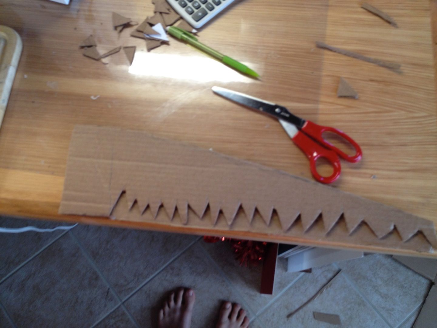 How to Make a Prop Saw : 6 Steps - Instructables