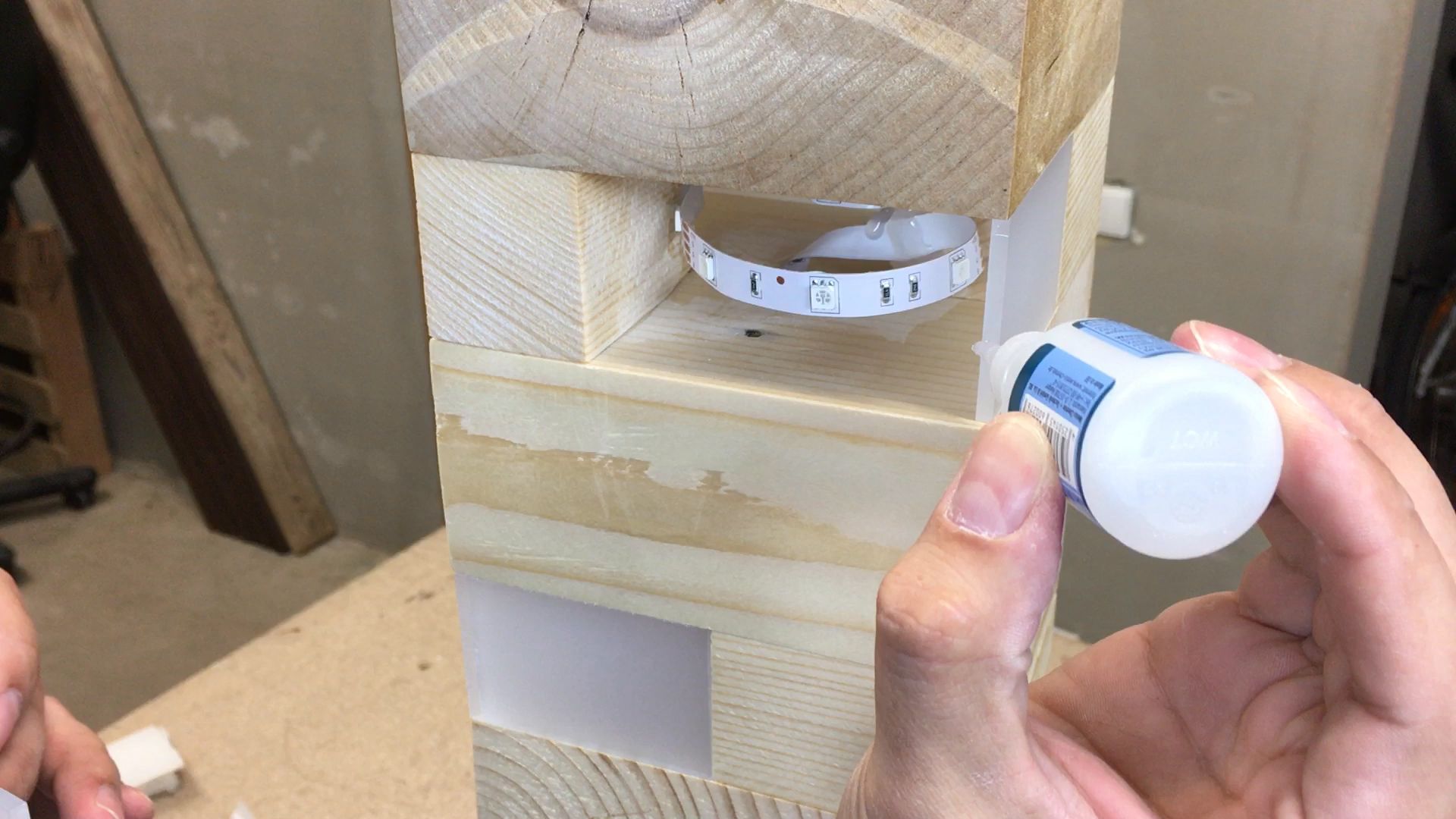 Colored LED Lamp From Pallet Wood Blocks : 10 Steps (with Pictures ...