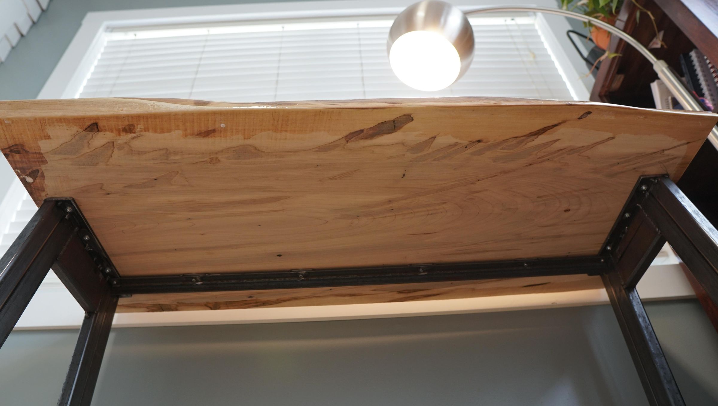 How to Make a Live Edge Desk : 5 Steps (with Pictures) - Instructables