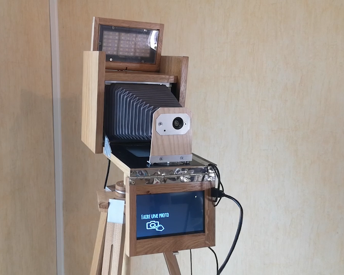 PHOTOBOOTH / SELFIE BOX : 62 Steps (with Pictures) - Instructables