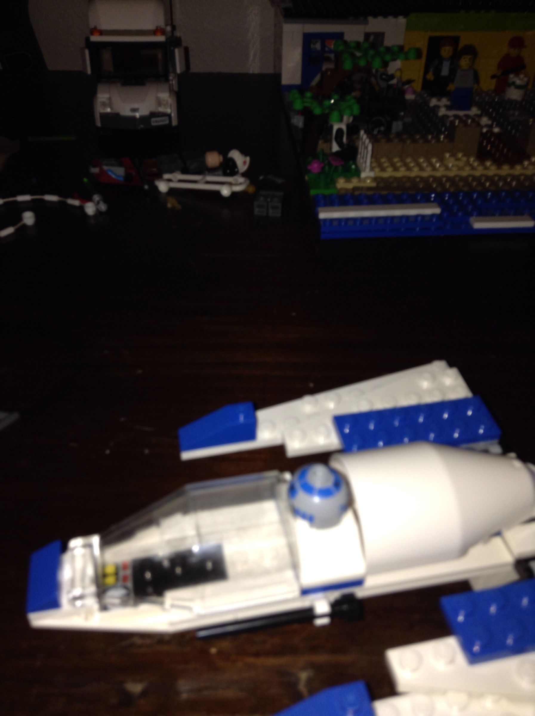 Lego Space Ship : 10 Steps - Instructables