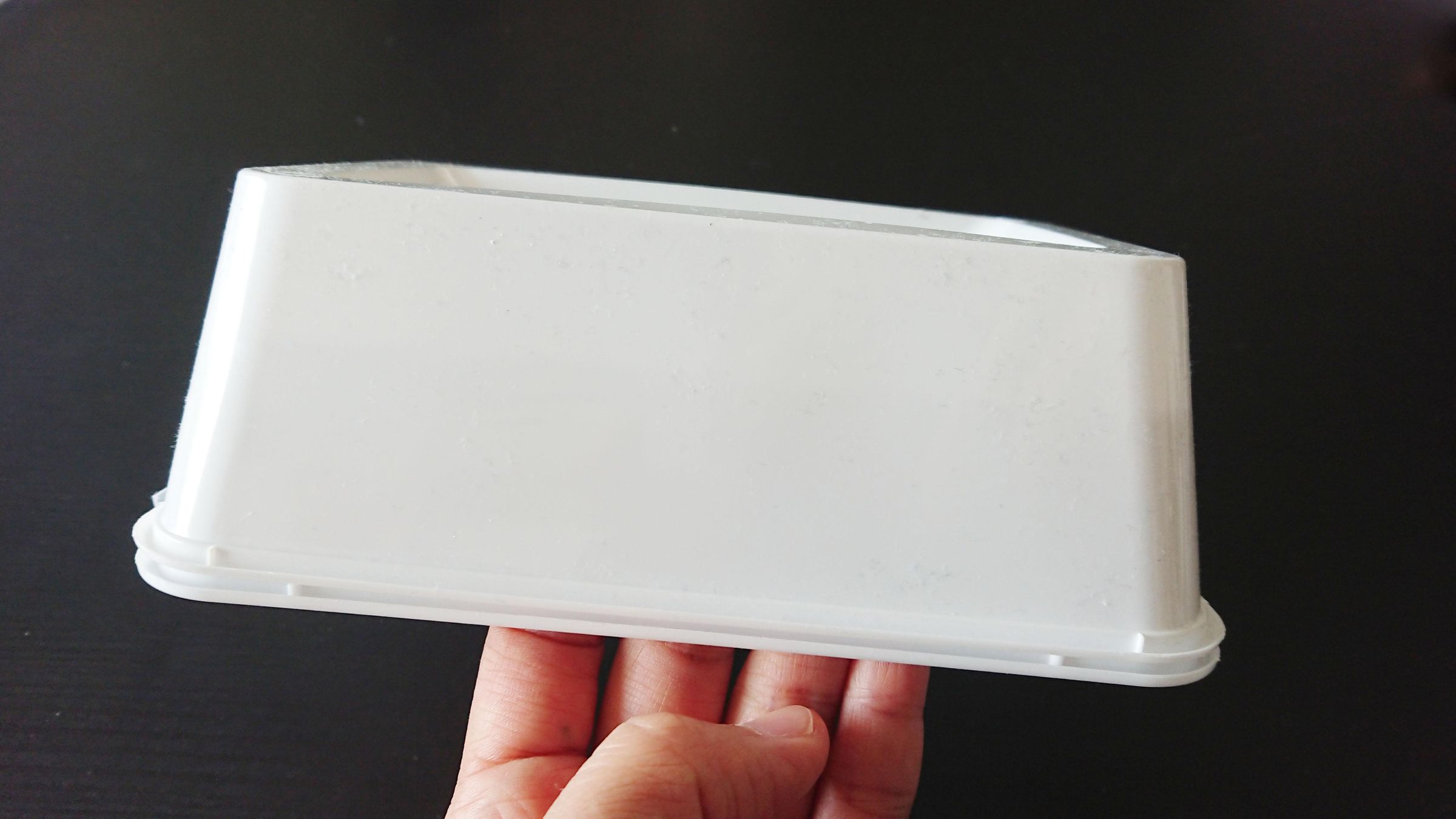 2 Minutes Upcycled Takeaway Box Phone Stand : 4 Steps (with Pictures ...