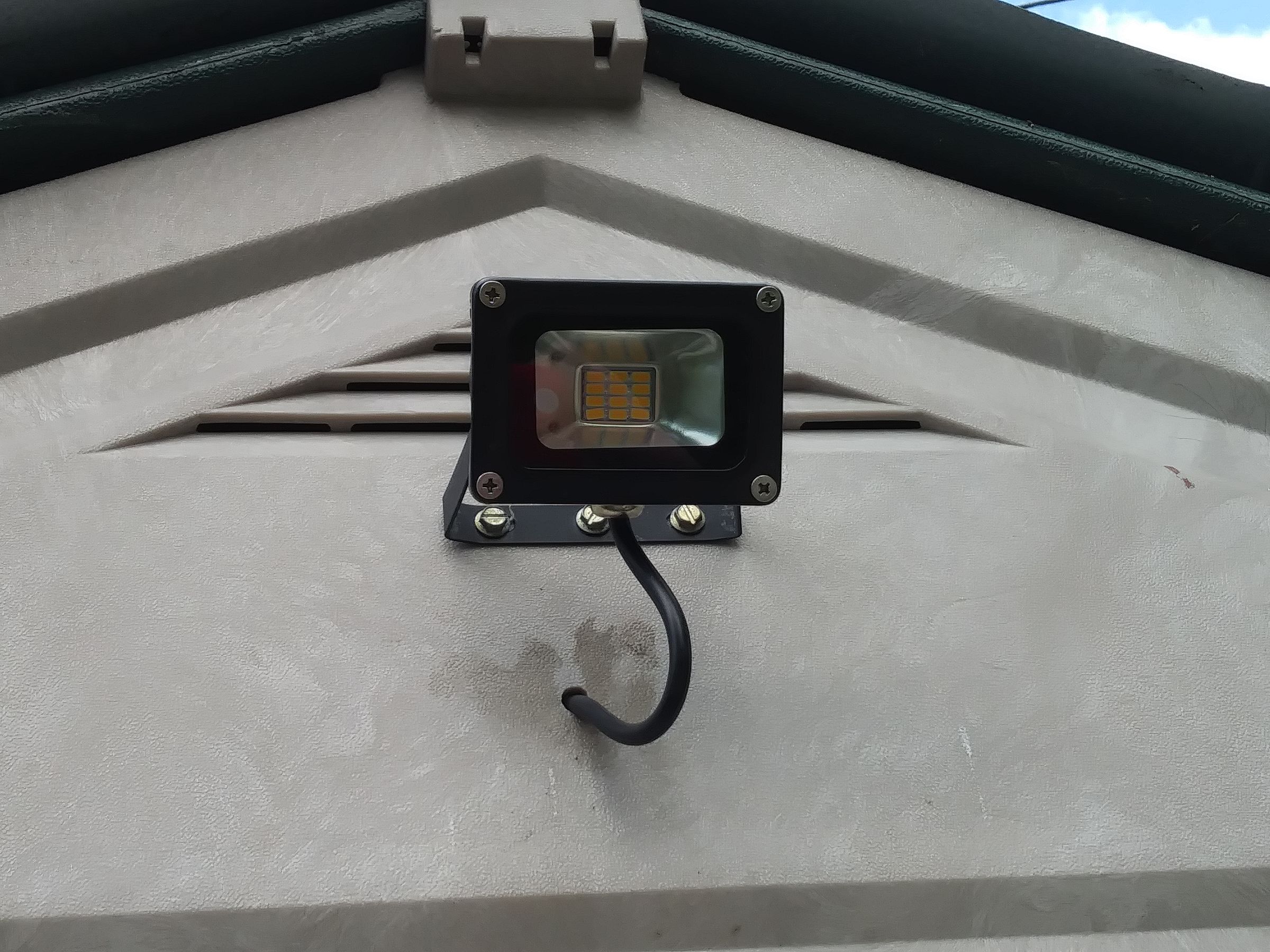 Solar Powered LED Yard Lighting Made Cheap & Easy : 9 Steps (with ...