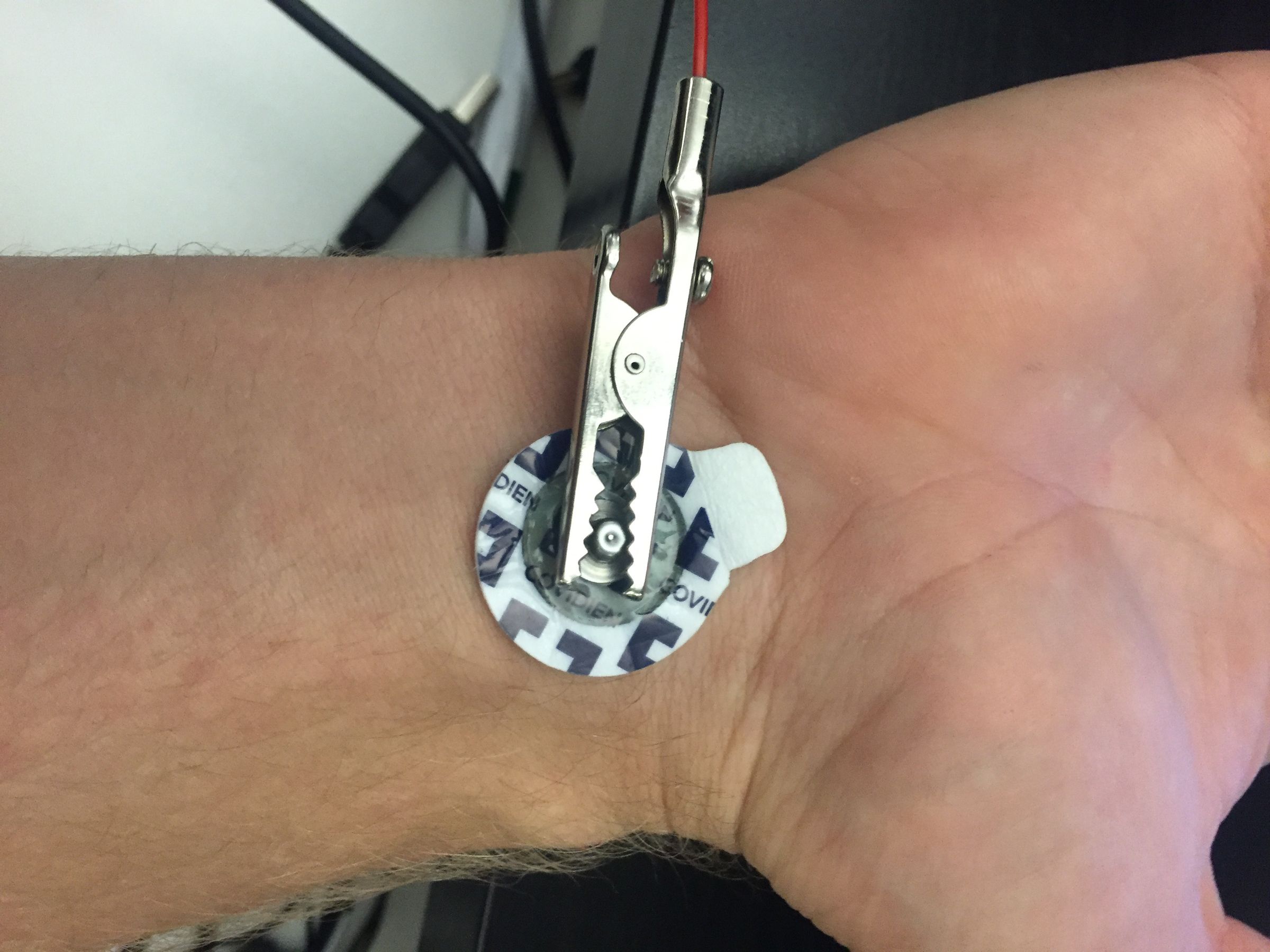 DIY ECG Using a Analog Discovery 2 and LabVIEW : 8 Steps - Instructables