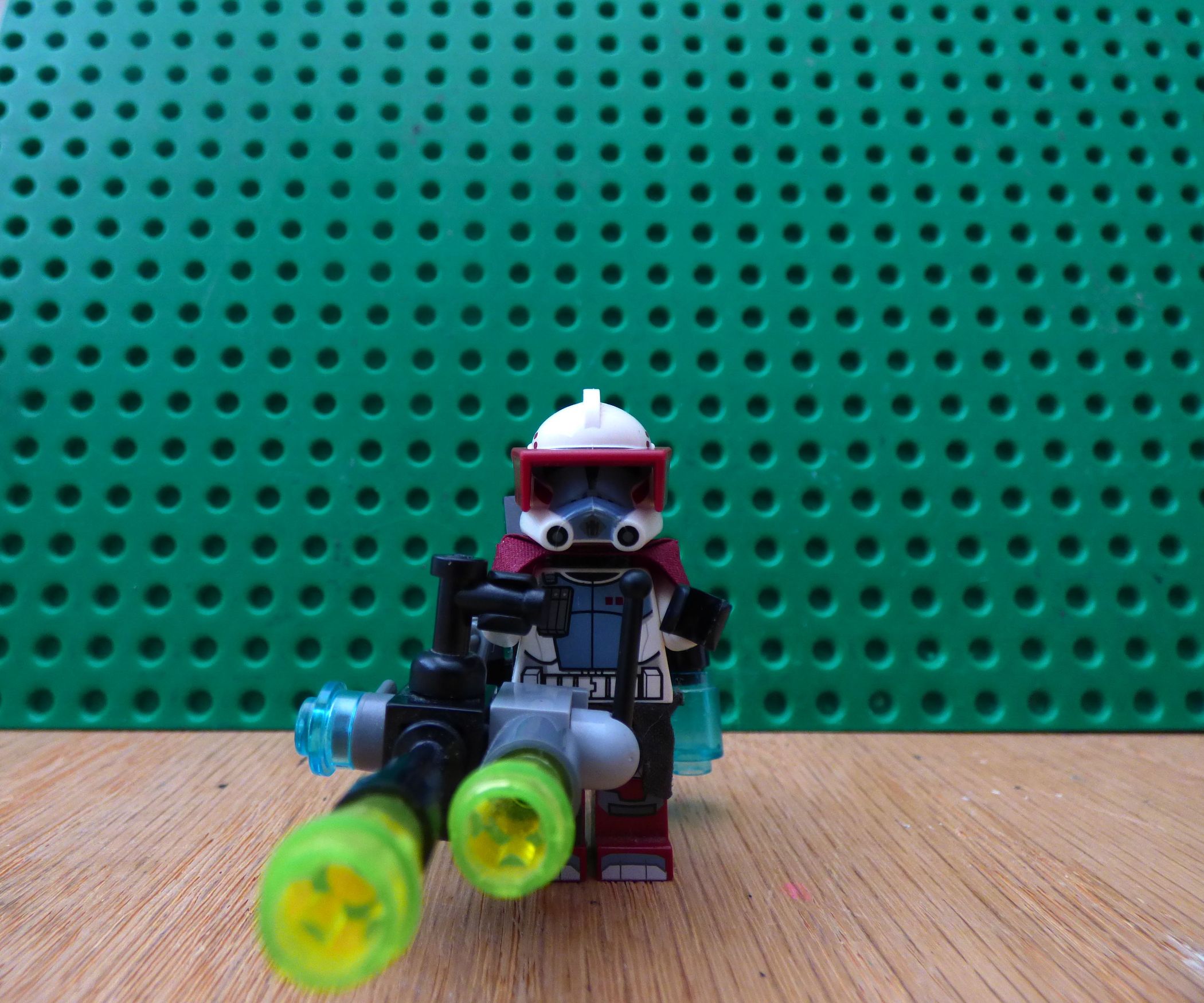 Lego Star Wars Clone Commander Echo : 5 Steps - Instructables