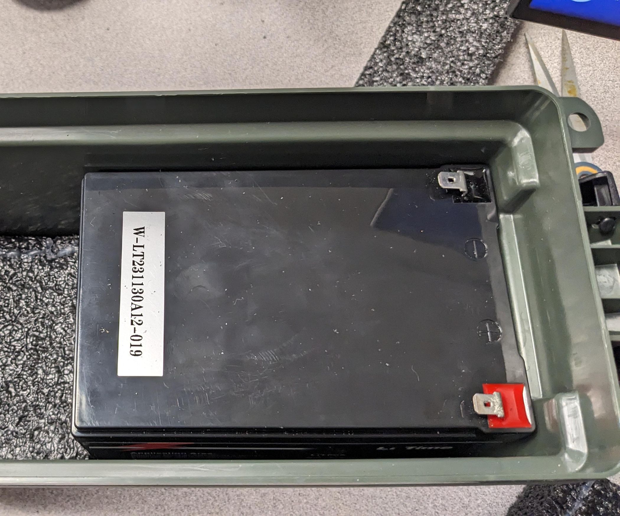 DIY BATTERY BOX : 5 Steps - Instructables
