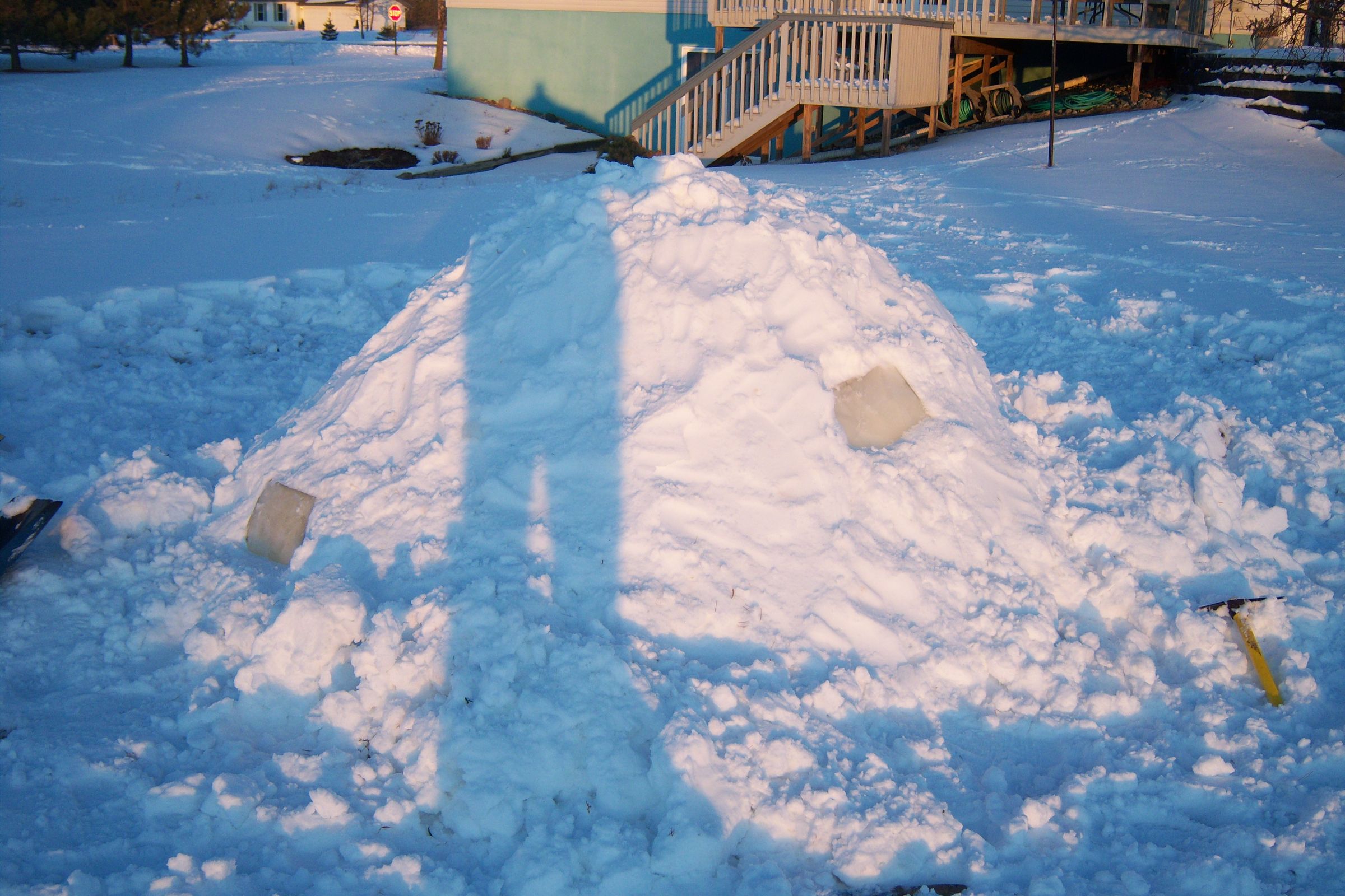 Build a Better Quinzhee Hut : 7 Steps - Instructables