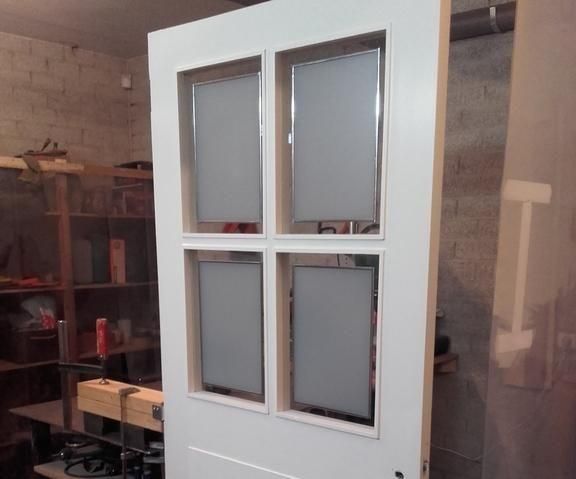 Low Budget Window in a Door : 4 Steps (with Pictures) - Instructables