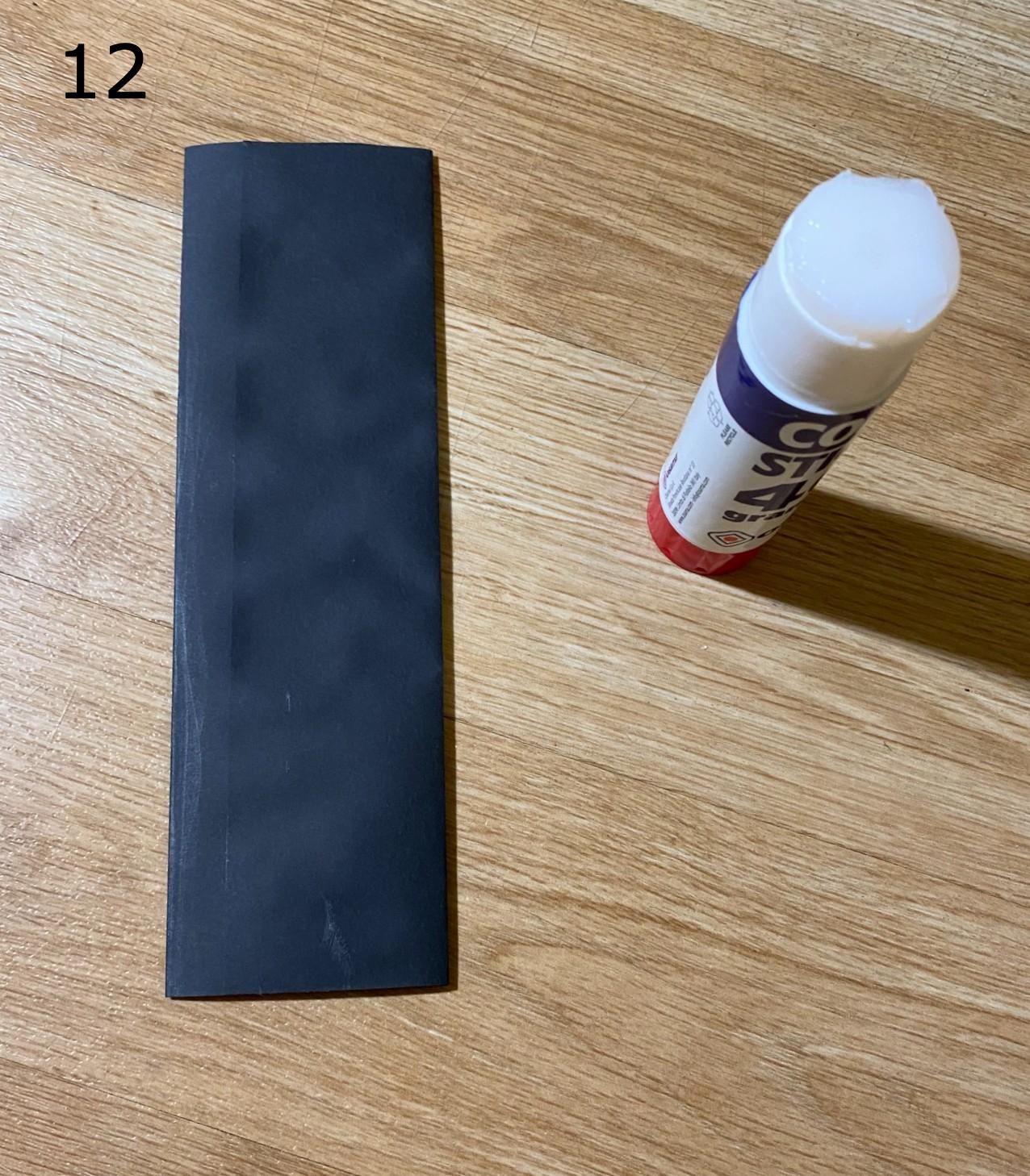 Making a Realistic M-16 Model Out of Paper : 7 Steps - Instructables