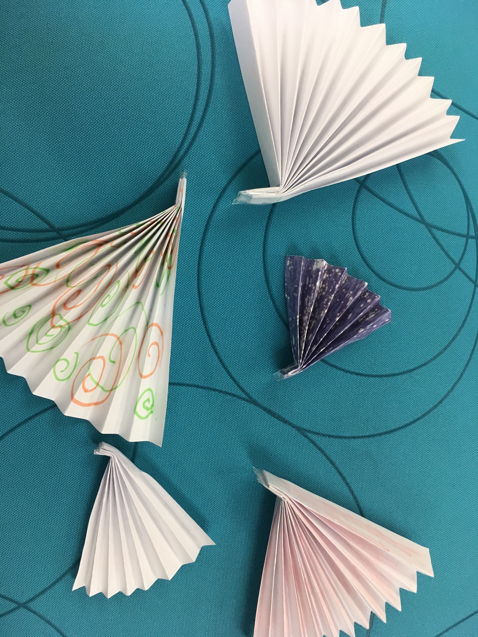 Folded Hand Fans : 6 Steps - Instructables