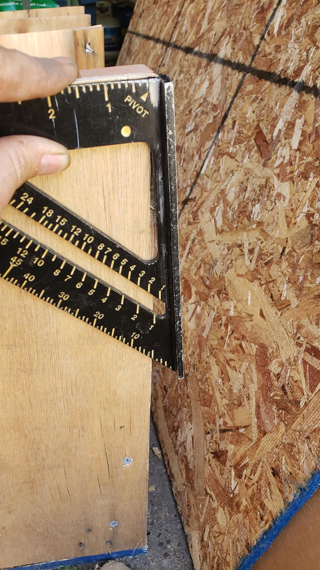 Easy Egg Collecting Exterior Nesting Box : 5 Steps (with Pictures ...