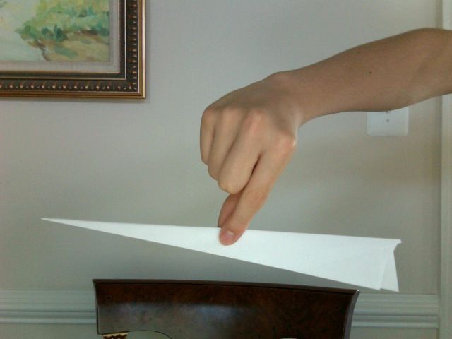 How to Make a Paper Dart : 4 Steps - Instructables