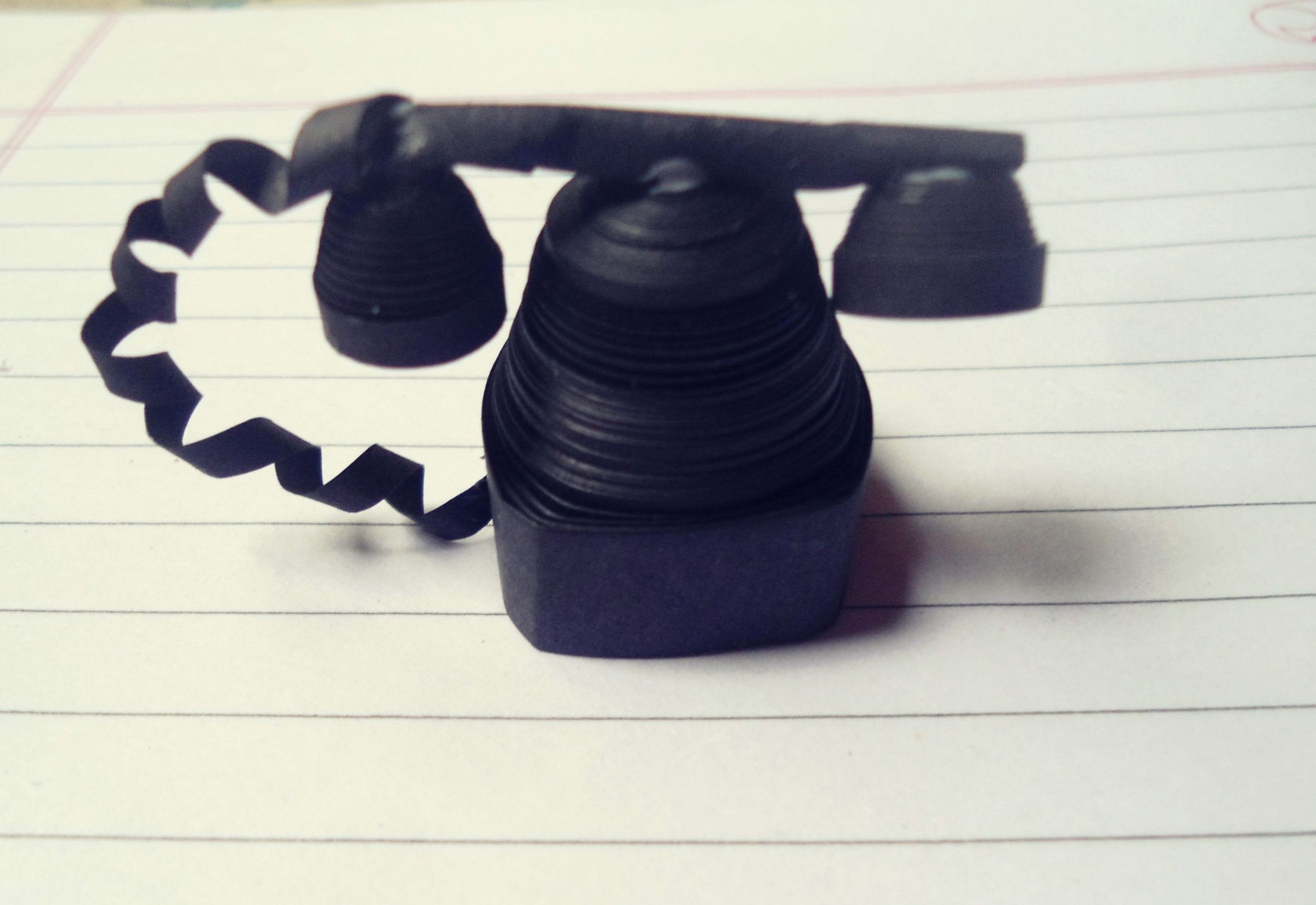 Quilled Vintage Telephone Keychain : 7 Steps - Instructables