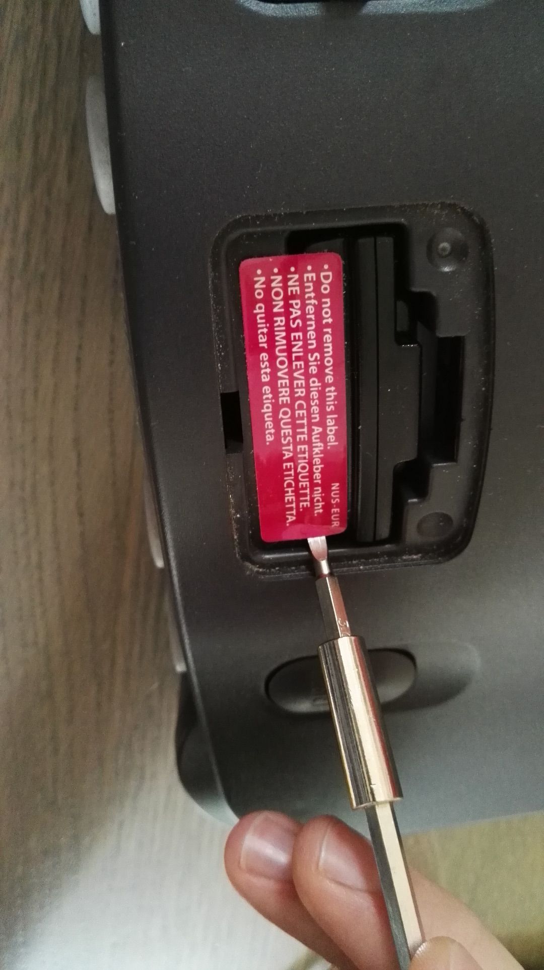 Cleaning and Restoring Your N64 : 15 Steps (with Pictures) - Instructables
