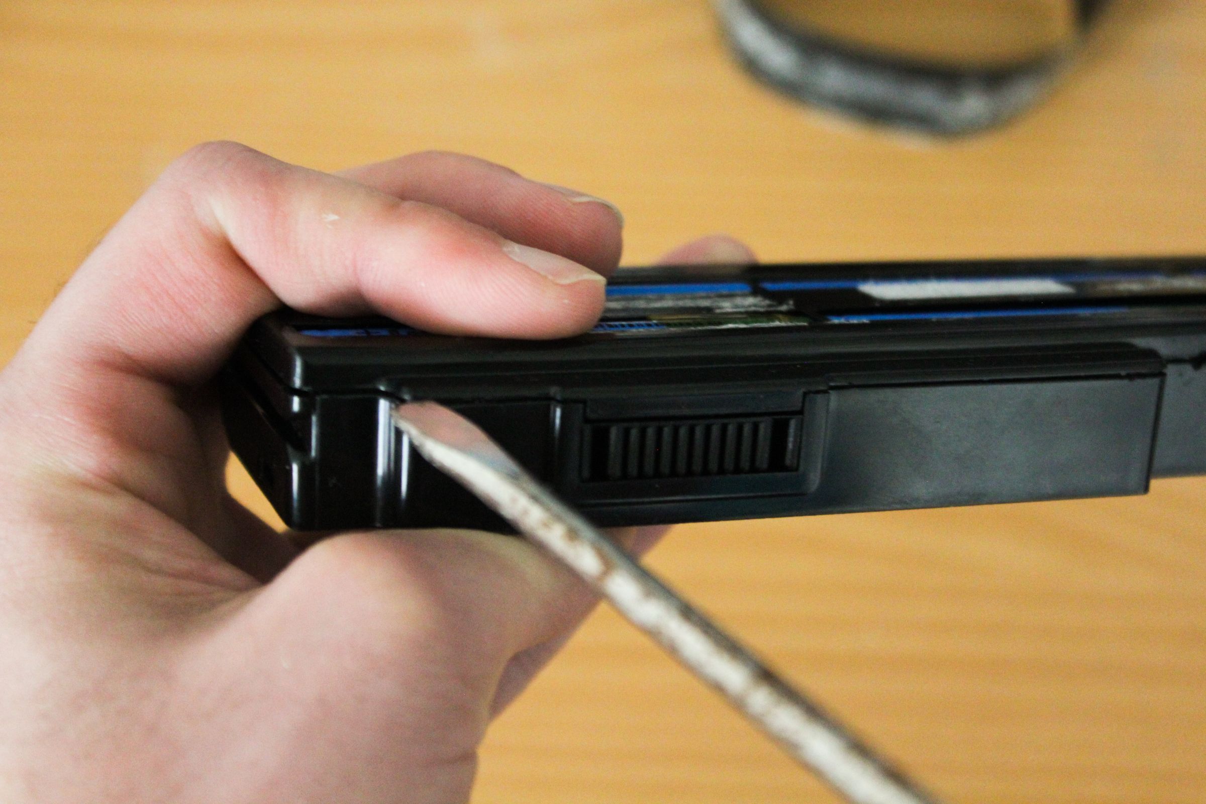 Repair Dead Laptop Battery : 16 Steps (with Pictures) - Instructables
