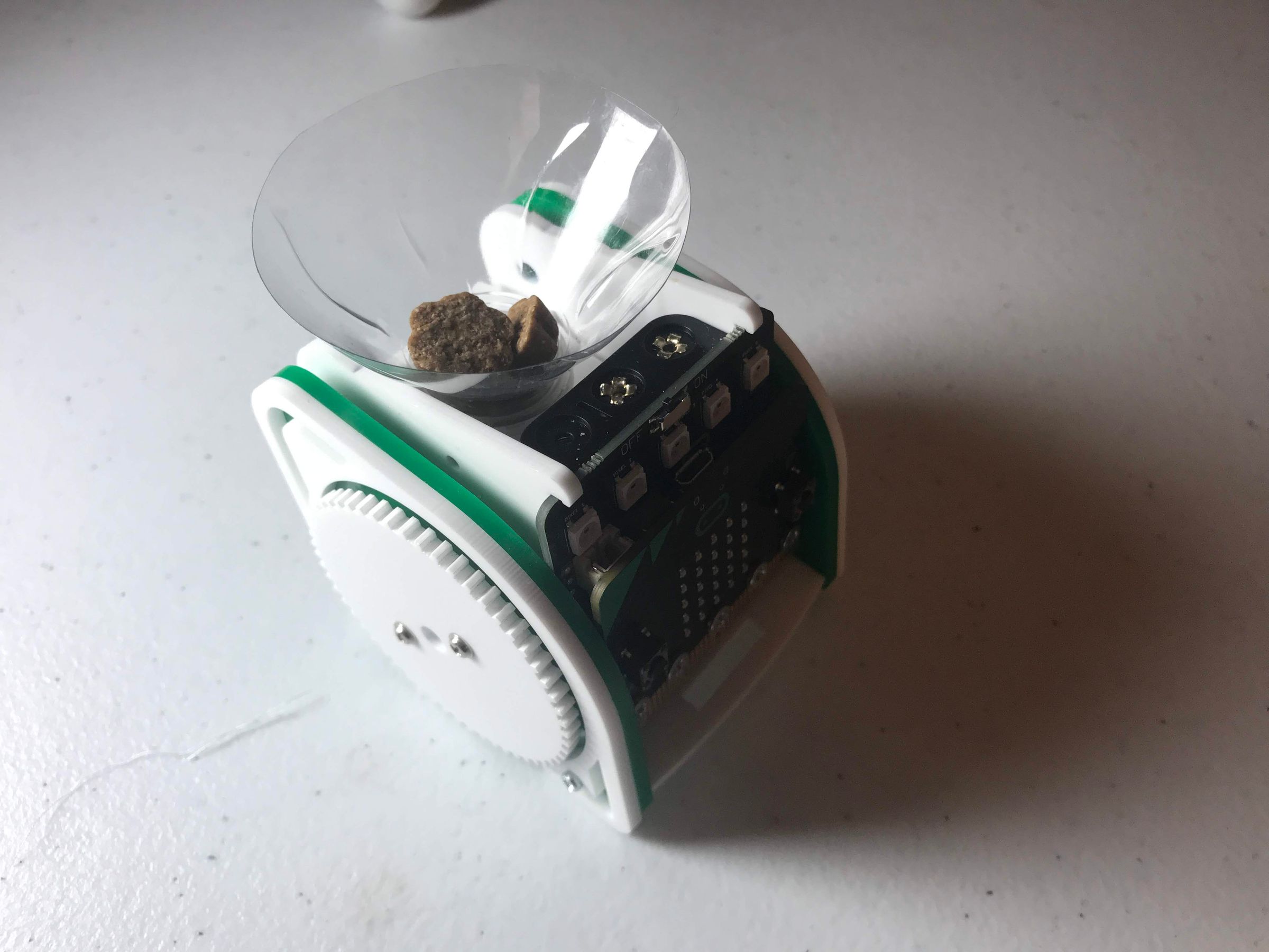 Microbit Remotable Dog Toy Using Kitronik MOVE Kit : 7 Steps ...