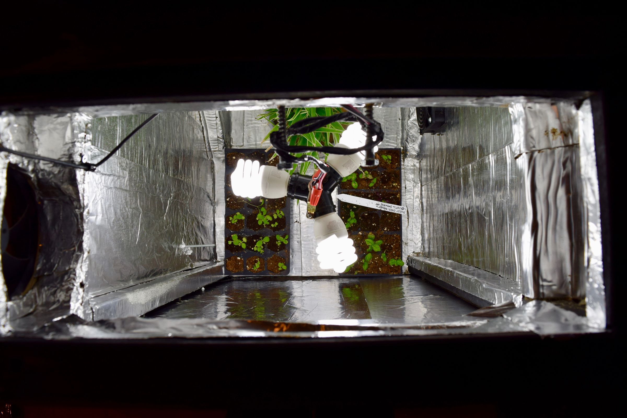 DIY Grow Box : 8 Steps (with Pictures) - Instructables