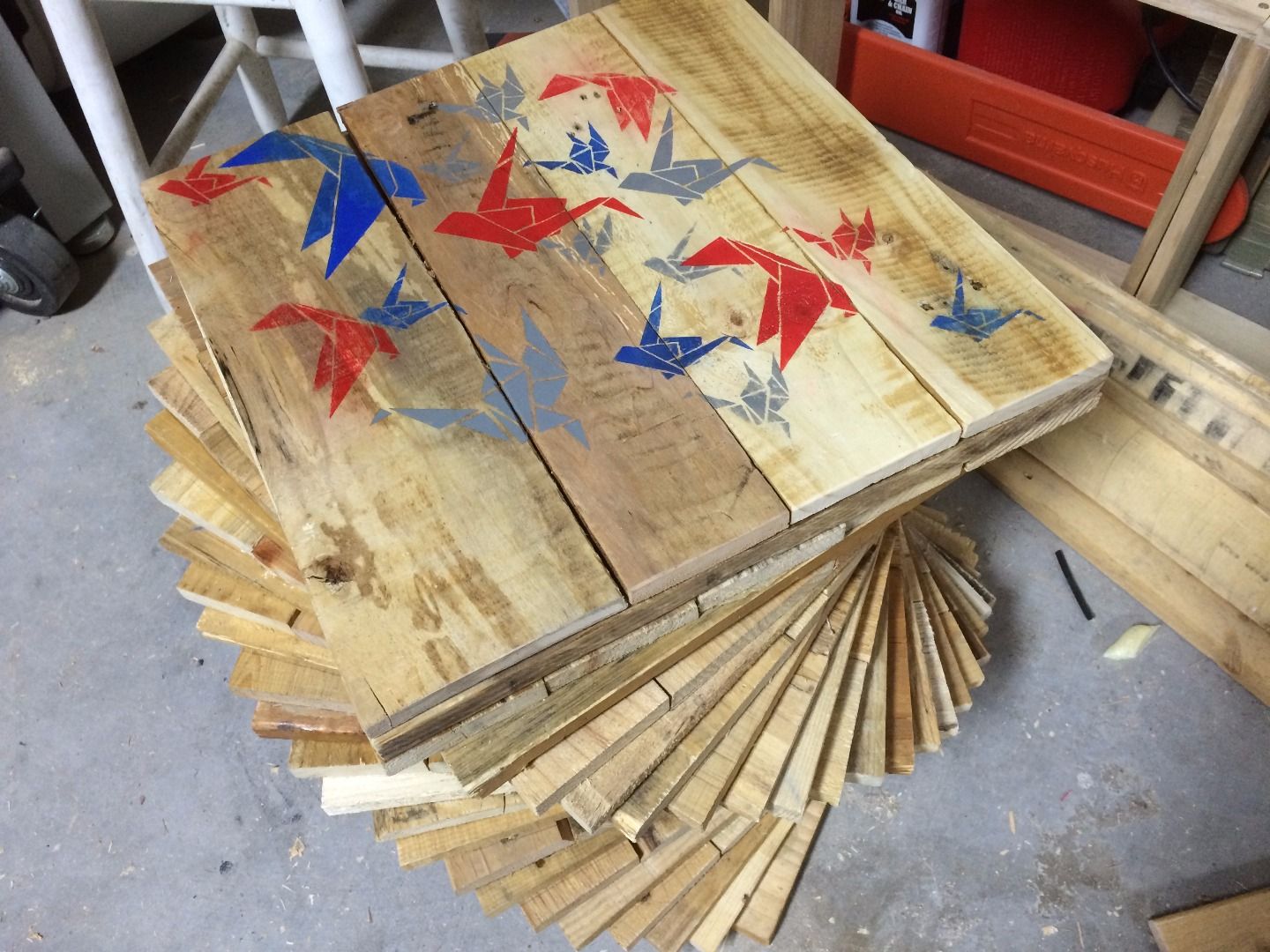 Pallet Wood Table With Hidden Cooler (with Pictures) - Instructables