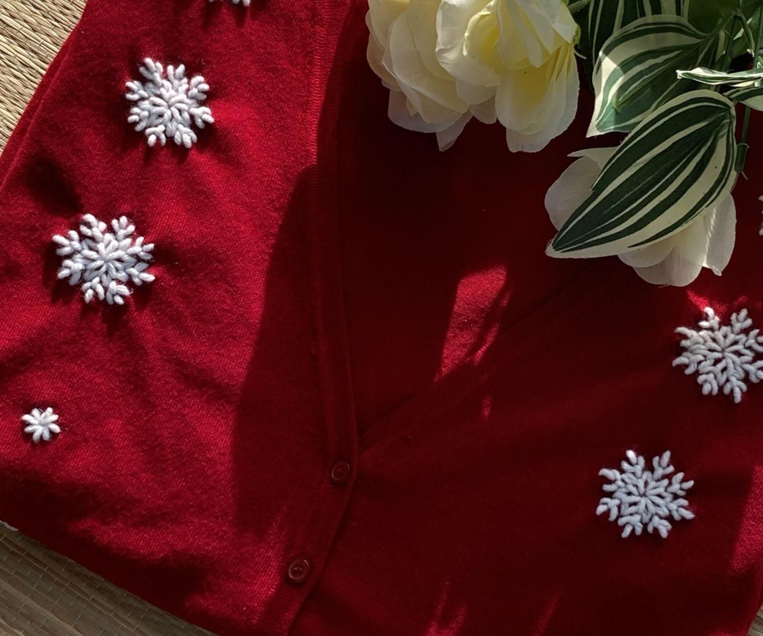 Snowflakes Embroidery on Sweater : 5 Steps (with Pictures) - Instructables