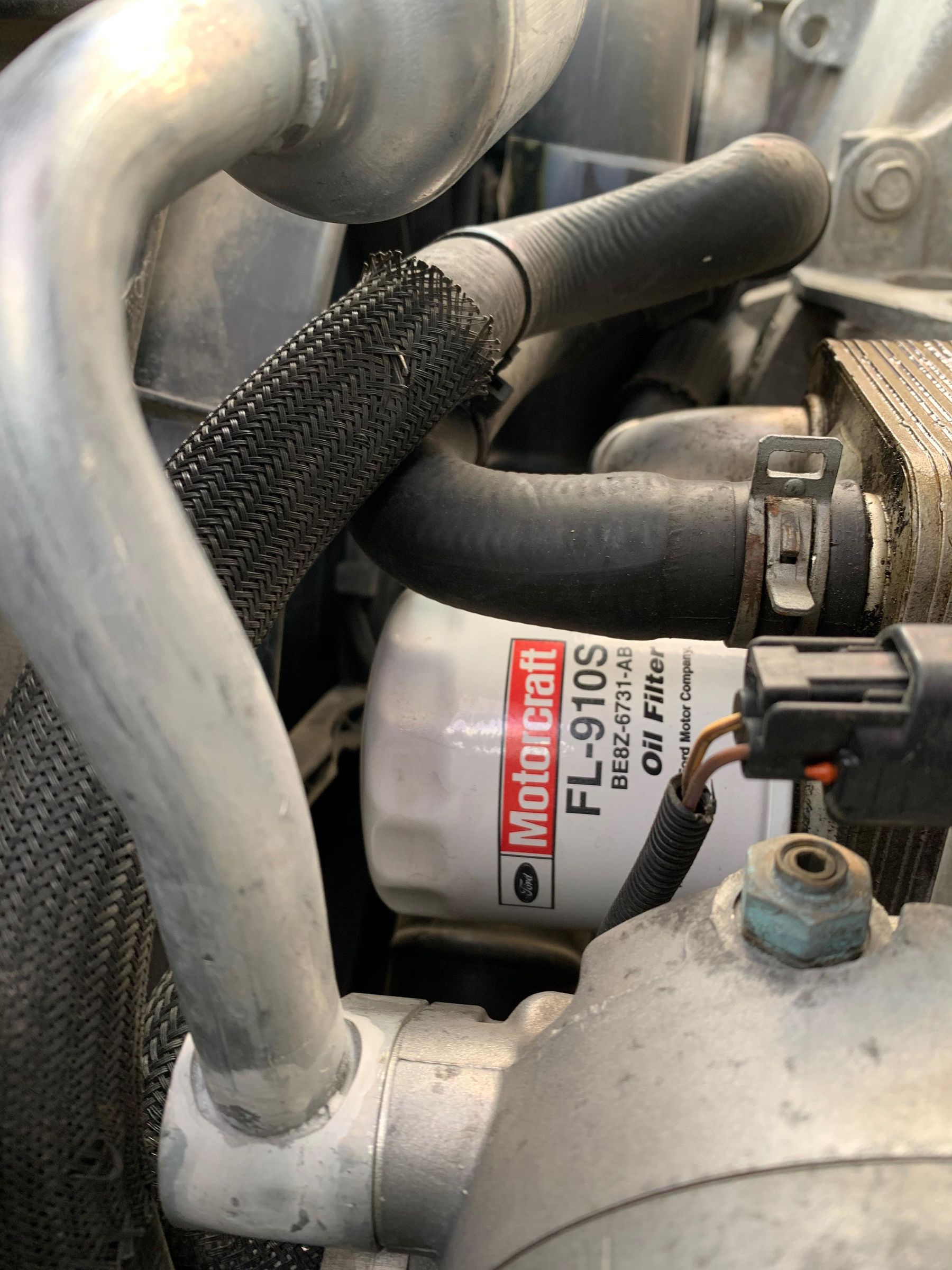 How to Changer Your Oil : 4 Steps - Instructables